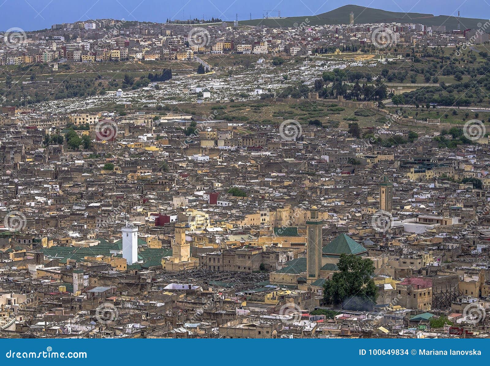 Panoramiczny Widok Fezu Fes Centrum, Maroko Zdjęcie Stock - Obraz ...