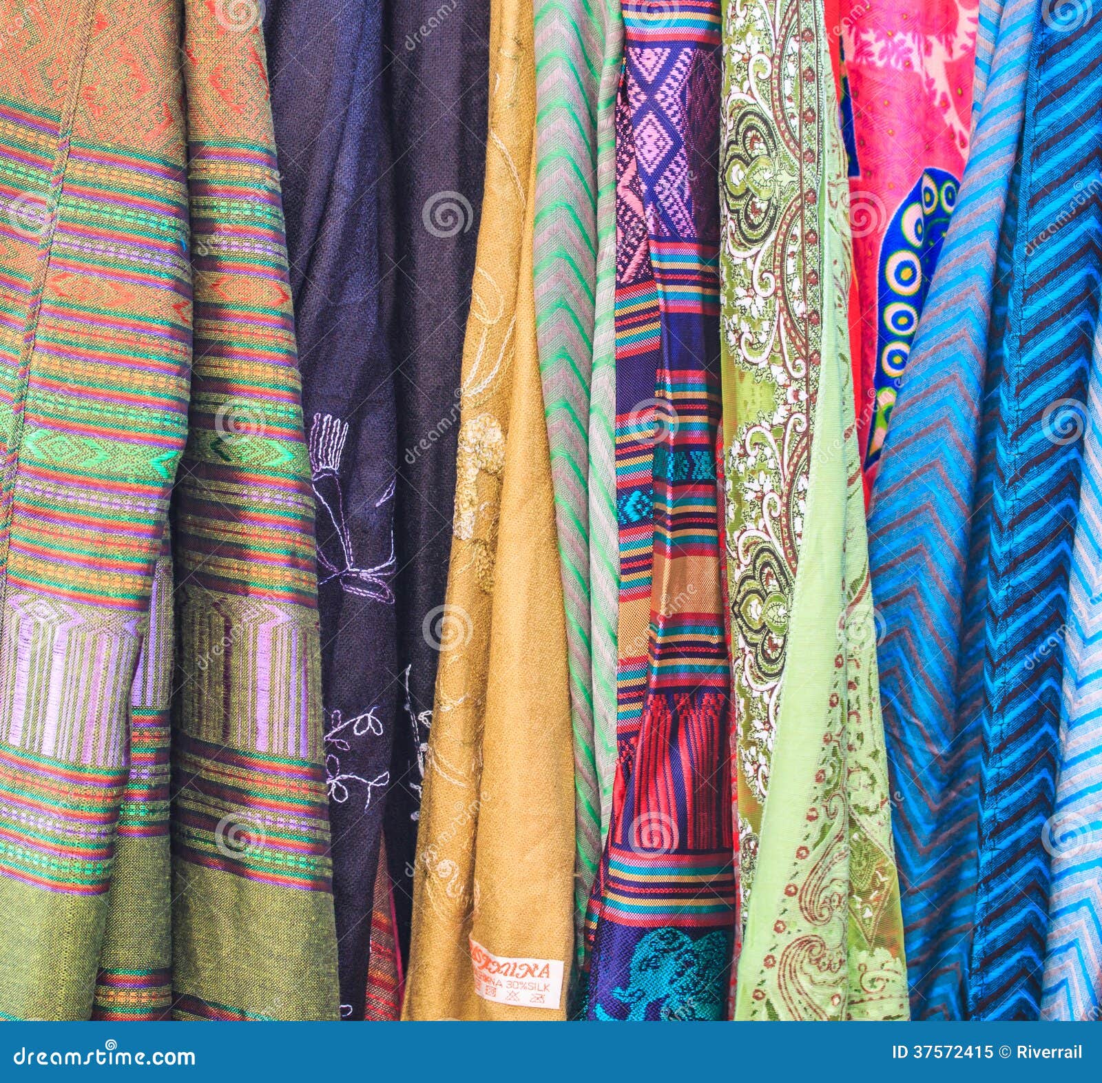 Panos tradicionais imagem de stock. Imagem de leste, alaranjado - 37572415