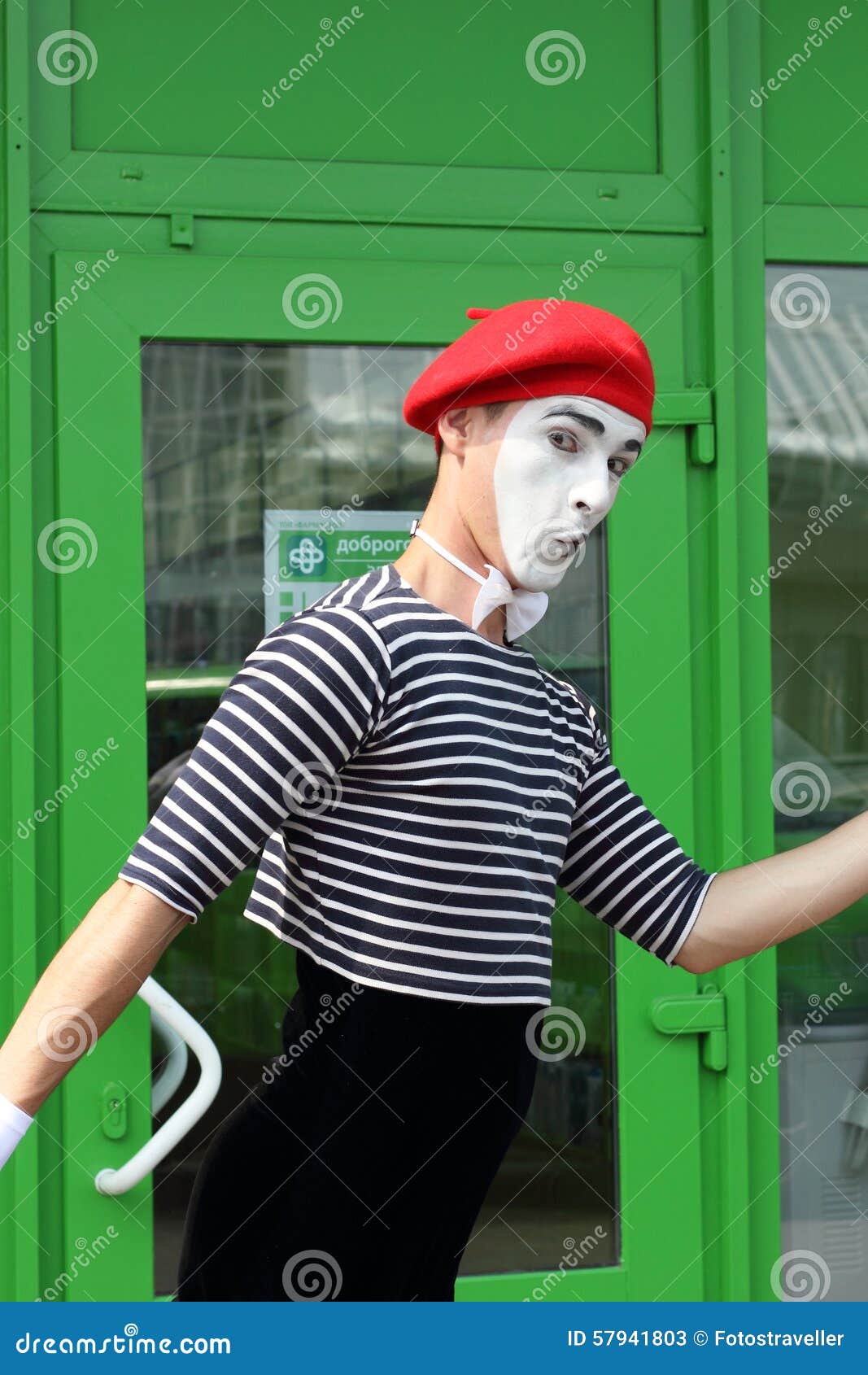 Pantomimas foto de archivo editorial. Imagen de ciudad - 57941803