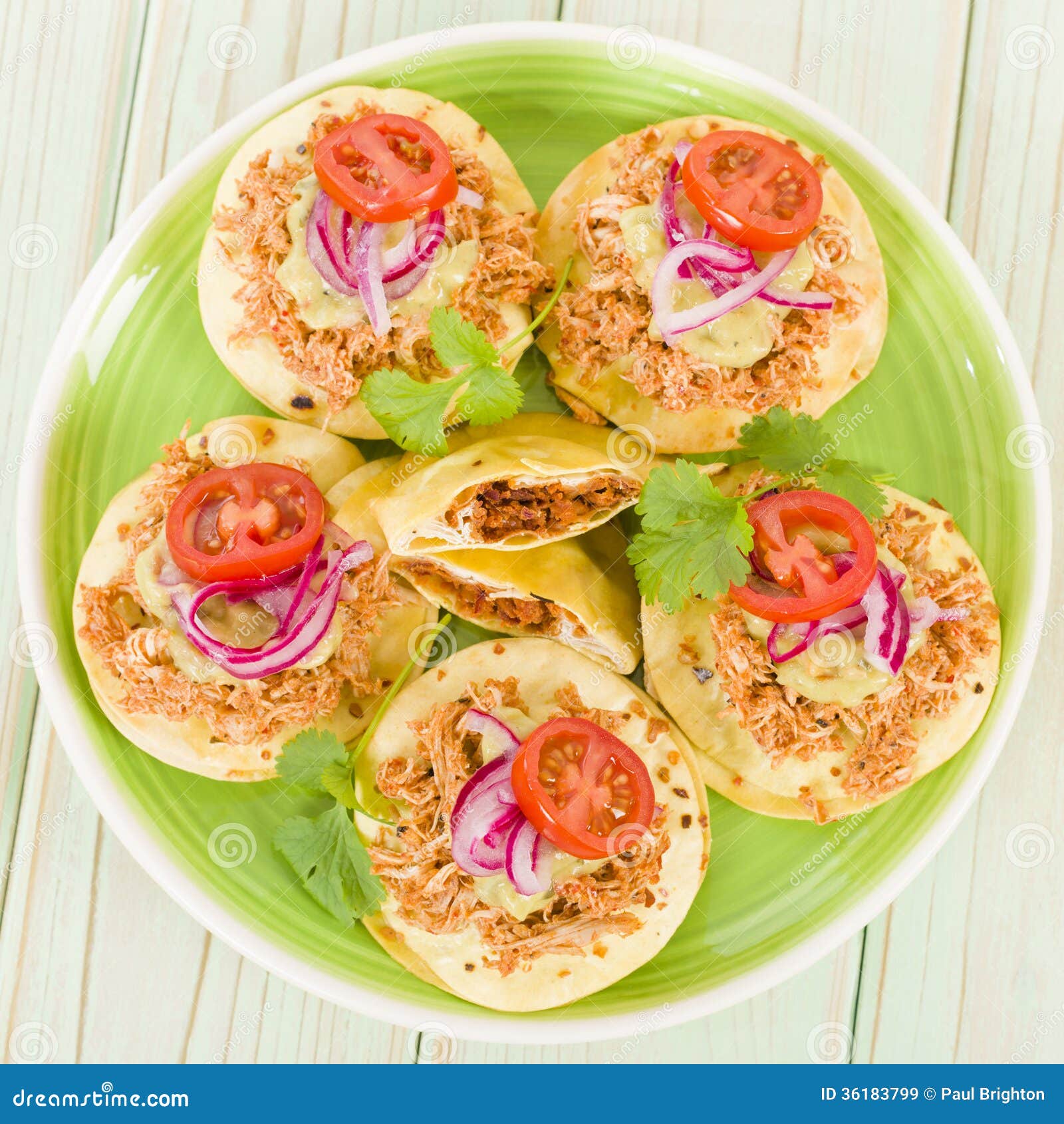 Panuchos imagen de archivo. Imagen de verde, tirado, cebolla - 36183799