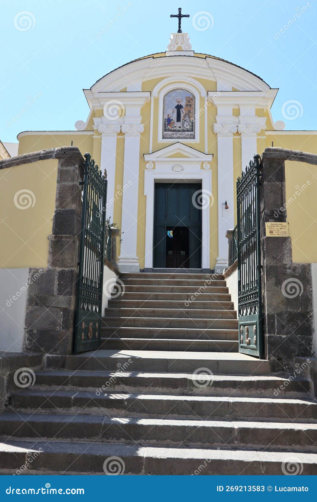 Panza - Scalinata Di Accesso Alla Chiesa Di San Leonardo Stock Image ...