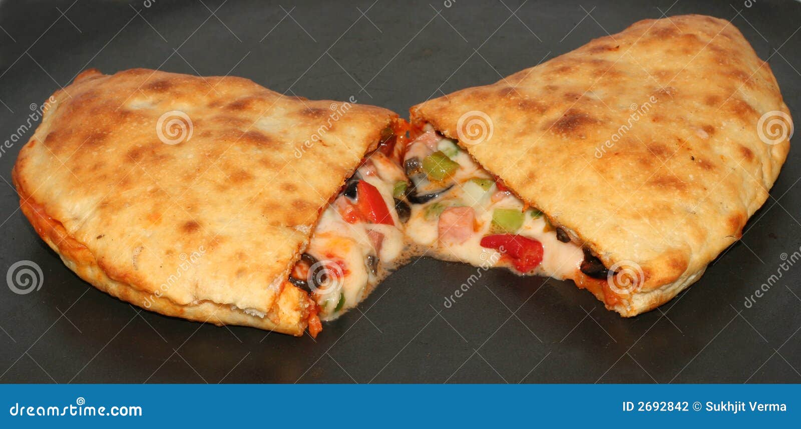 Panzerotti fresco foto de archivo. Imagen de alimento - 2692842