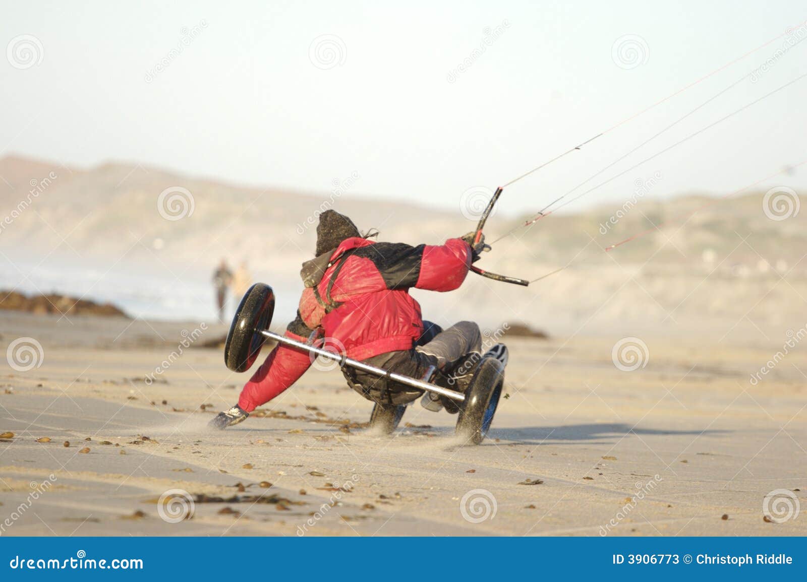 Papagaio Buggying da praia imagem de stock. Imagem de liberdade - 3906773