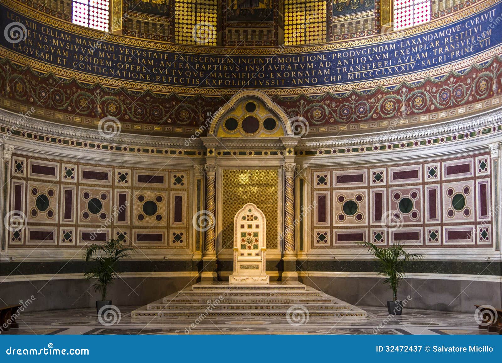 Papal chair editorial photography. Image of prayer, ceiling - 32472437