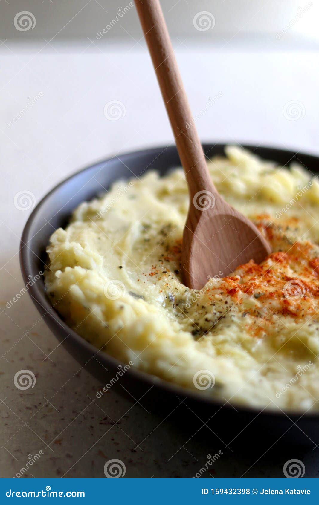 Papas machacadas foto de archivo. Imagen de comedor - 159432398