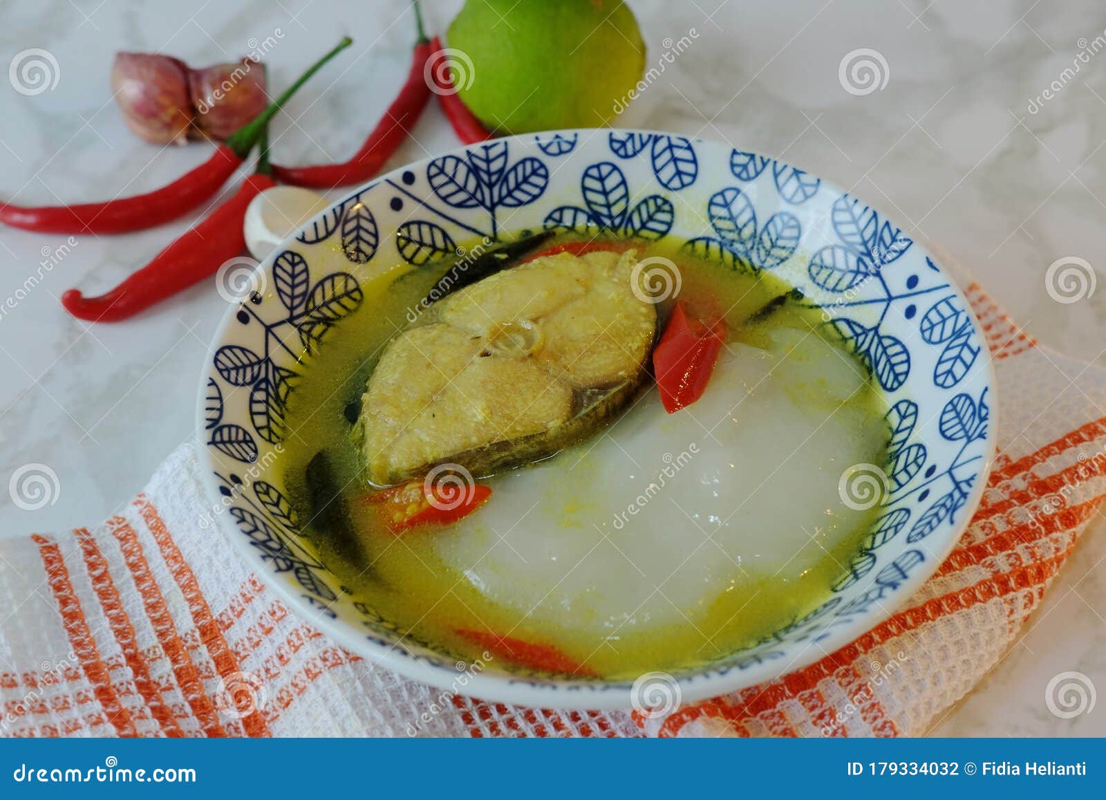 Papeda ikan kuah kuning stock photo. Image of native - 179334032 Papeda ikan kuah kuning stock photo. Image of native - 179334032