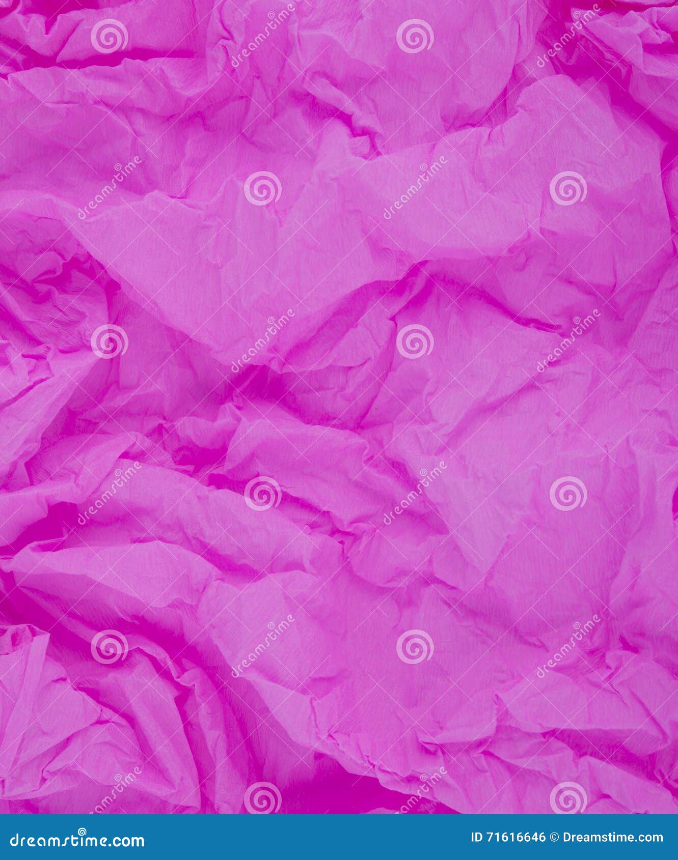 Papel arrugado rosa foto de archivo. Imagen de heterogéneo - 71616646
