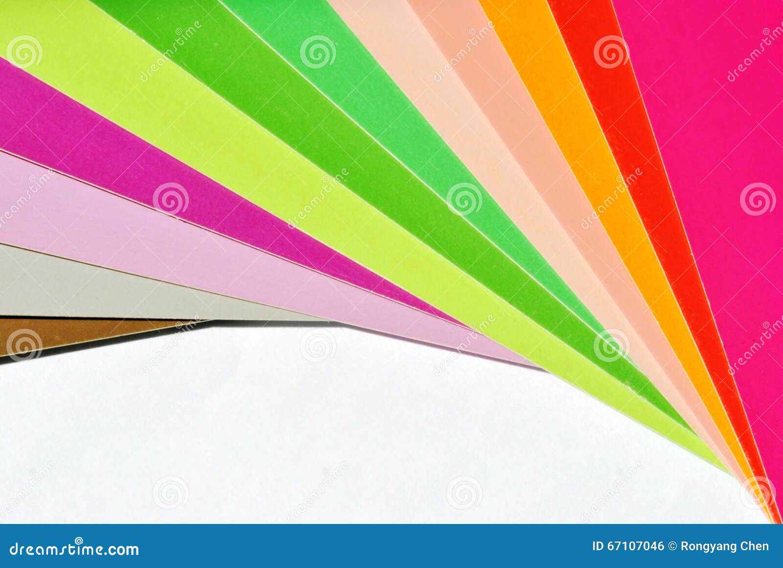 Papel colorido foto de archivo. Imagen de copia, efecto - 67107046