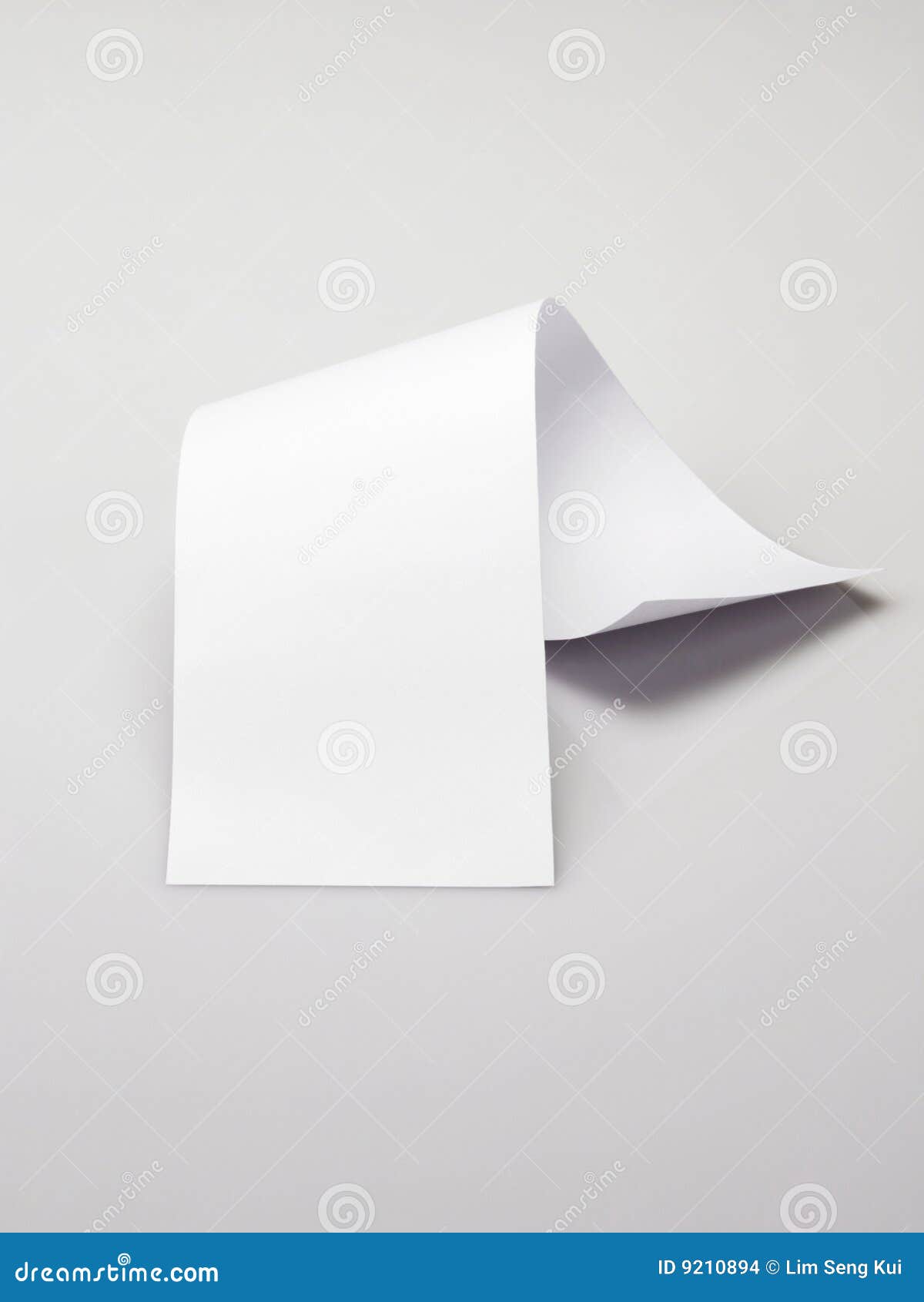 Papel en blanco foto de archivo. Imagen de horizontal - 9210894