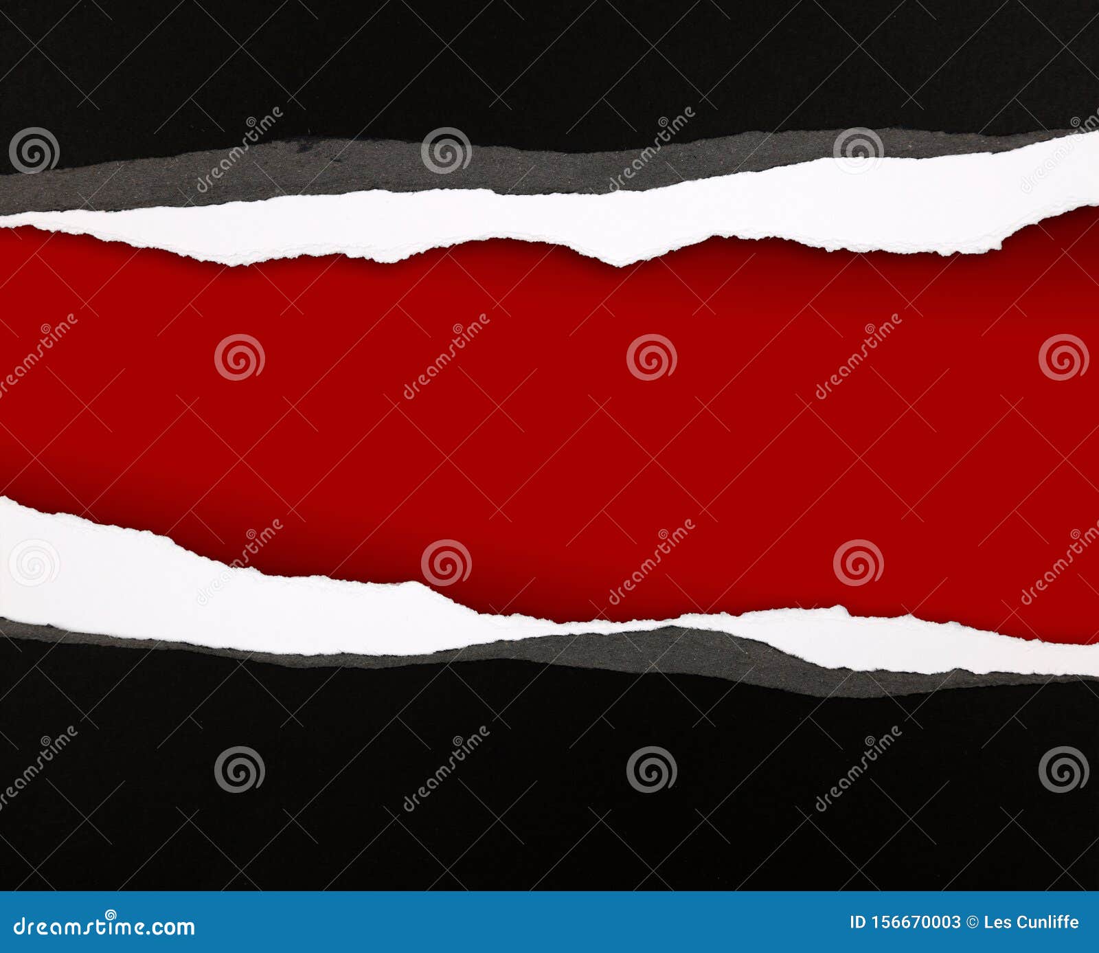 Papel roto en rojo imagen de archivo. Imagen de pergamino - 156670003