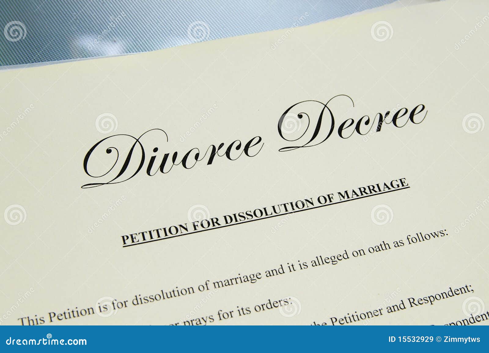 Papeles del divorcio imagen de archivo. Imagen de corte - 15532929