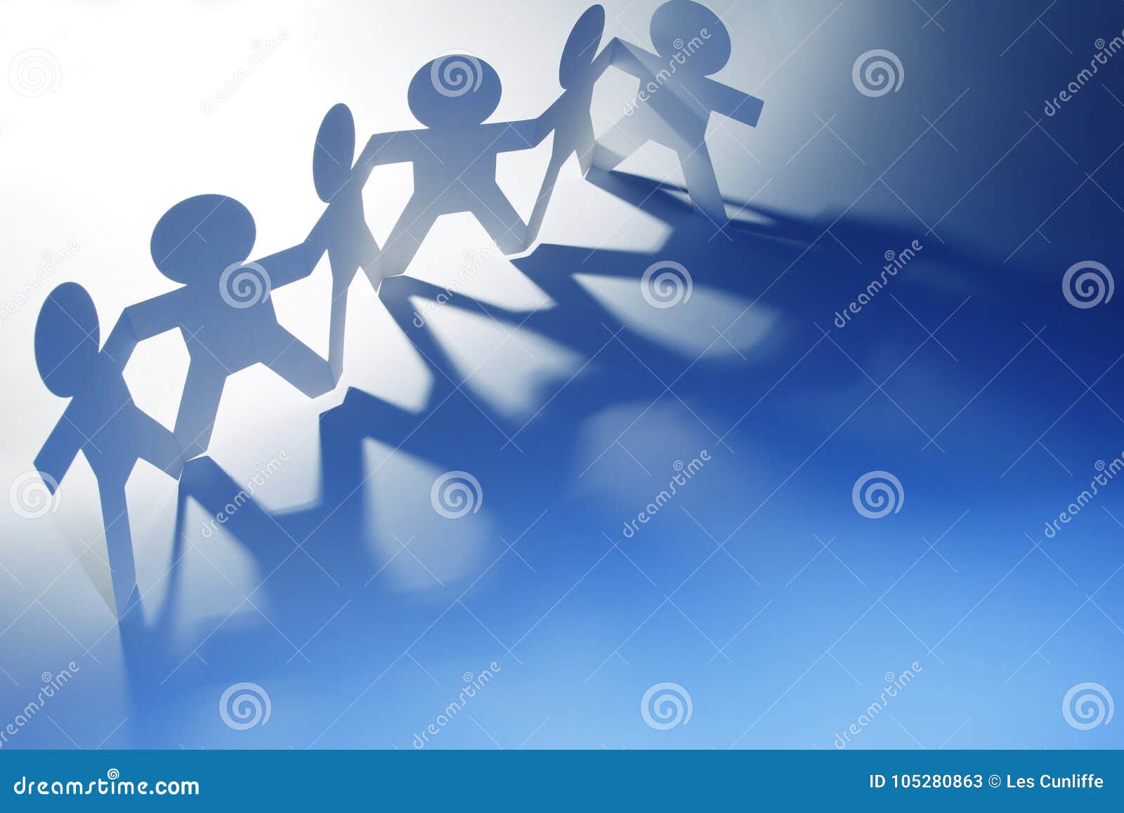 Paper chain team stock image. Image of chain, cooperation - 105280863