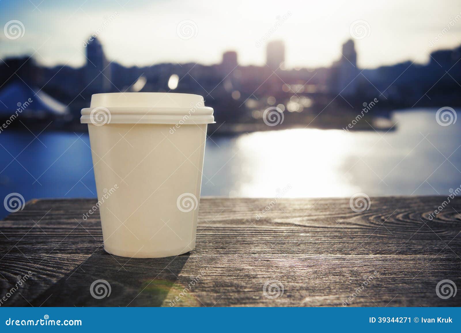 Cup Take Out Coffee Stock Photos - Download 2,466 Images