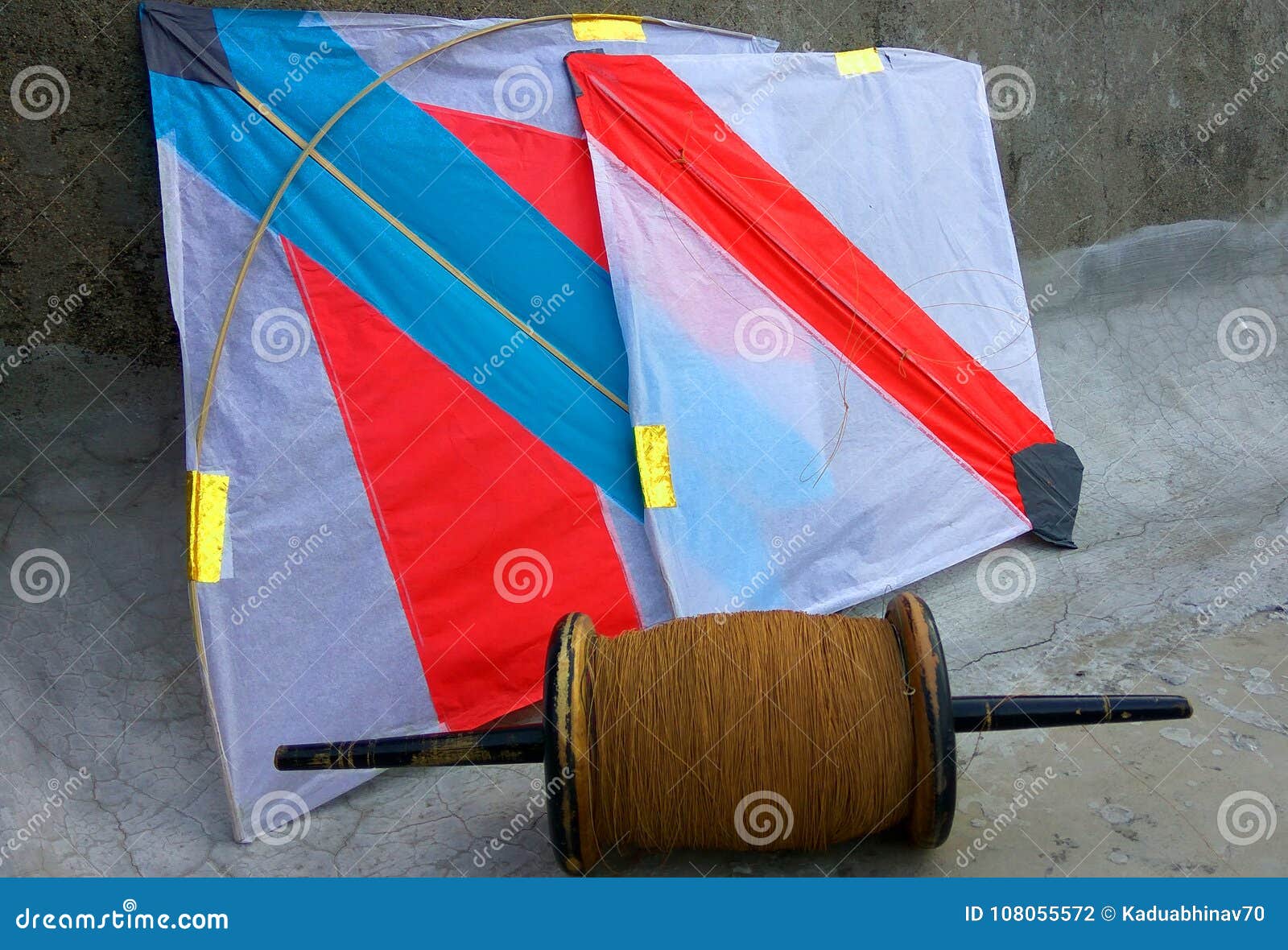 Paper Kites and thread stock photo. Image of kites, blue - 108055572