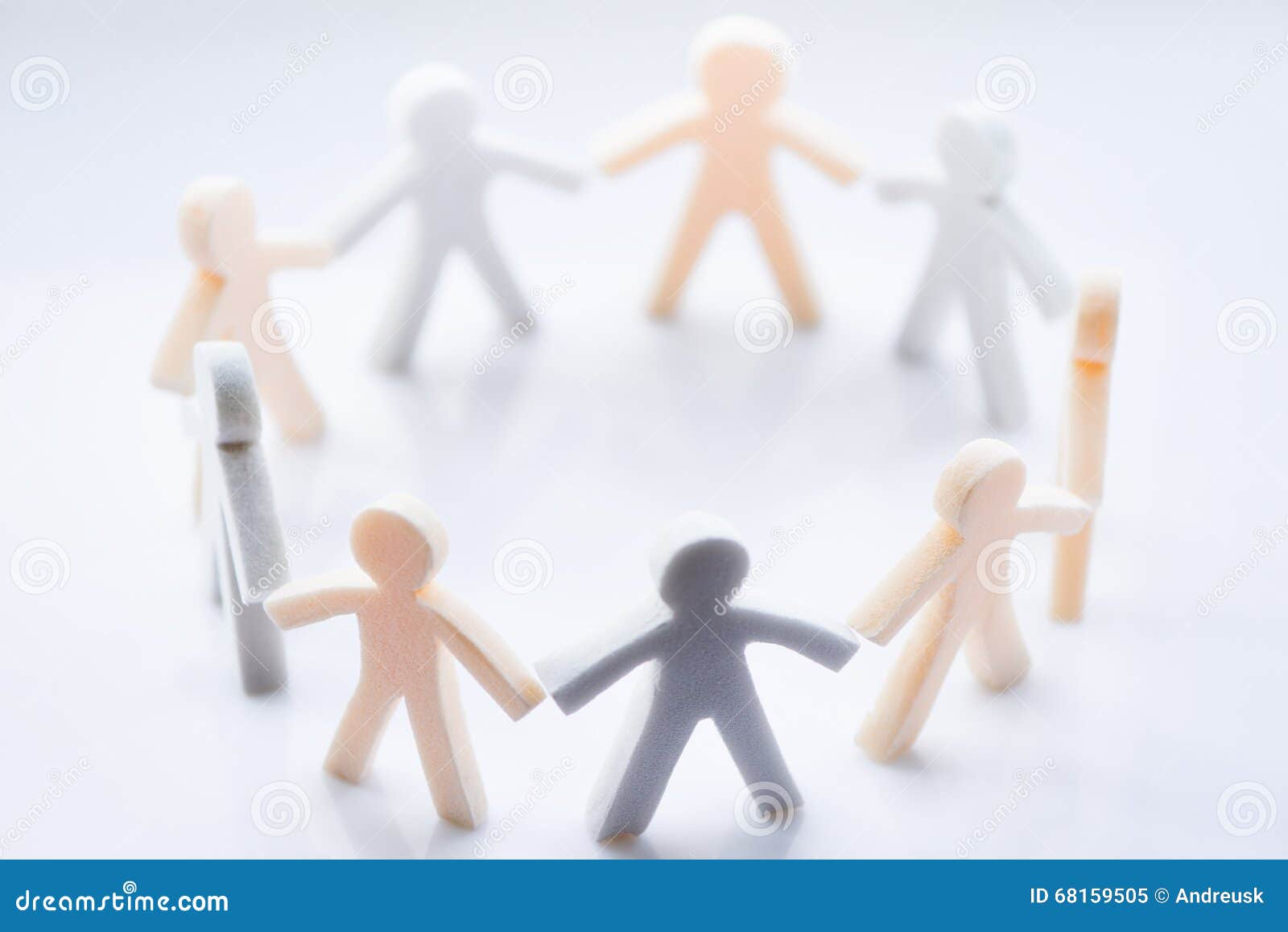 Paper people chain stock illustration. Illustration of community - 68159505