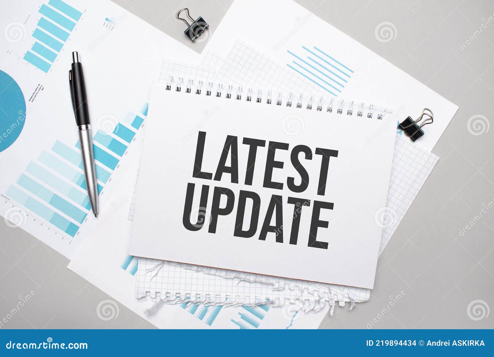 Paper Plate with Text Latest Update. Diagram, Notepad and Blue ...