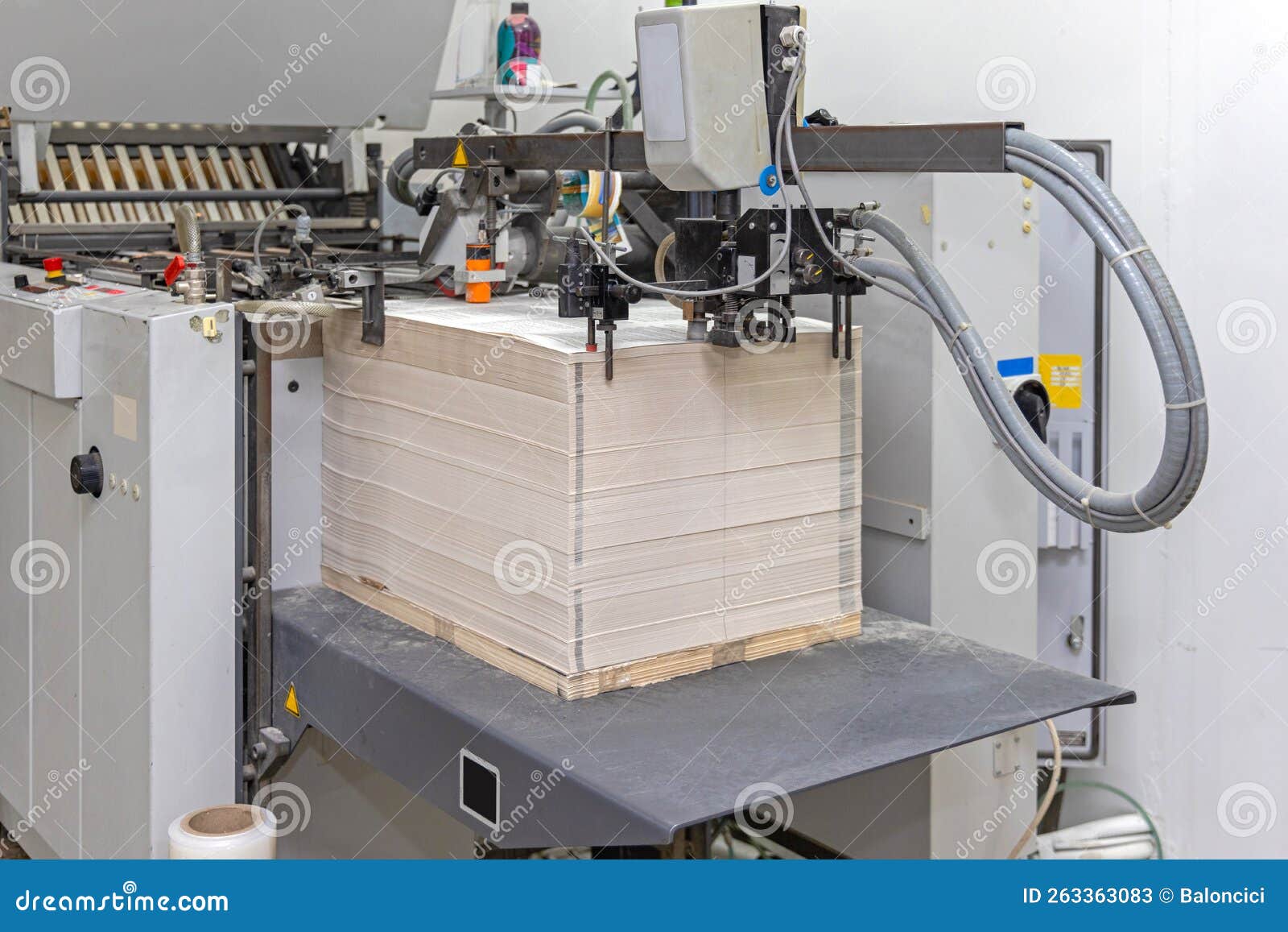 Paper Suction Printing Machine Stock Image - Image of feeder, paper ...