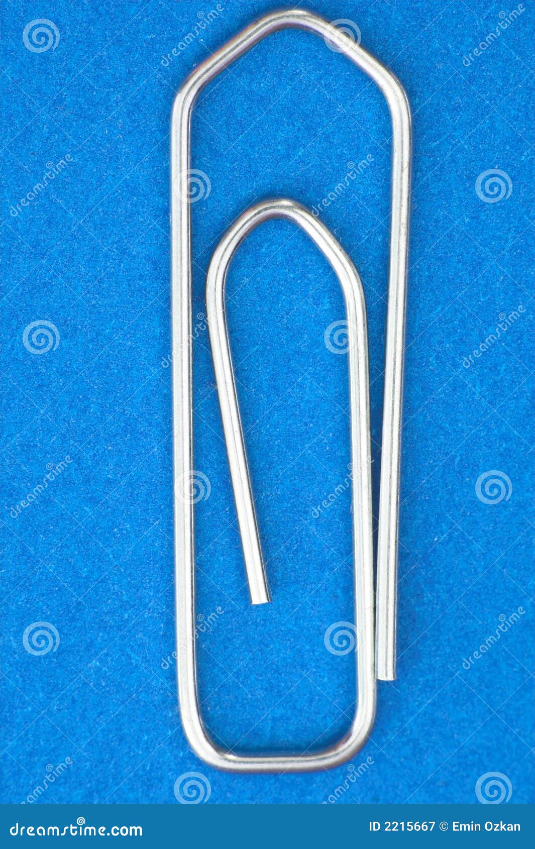 Paperclip stock afbeelding. Image of kantoorbehoeften - 2215667
