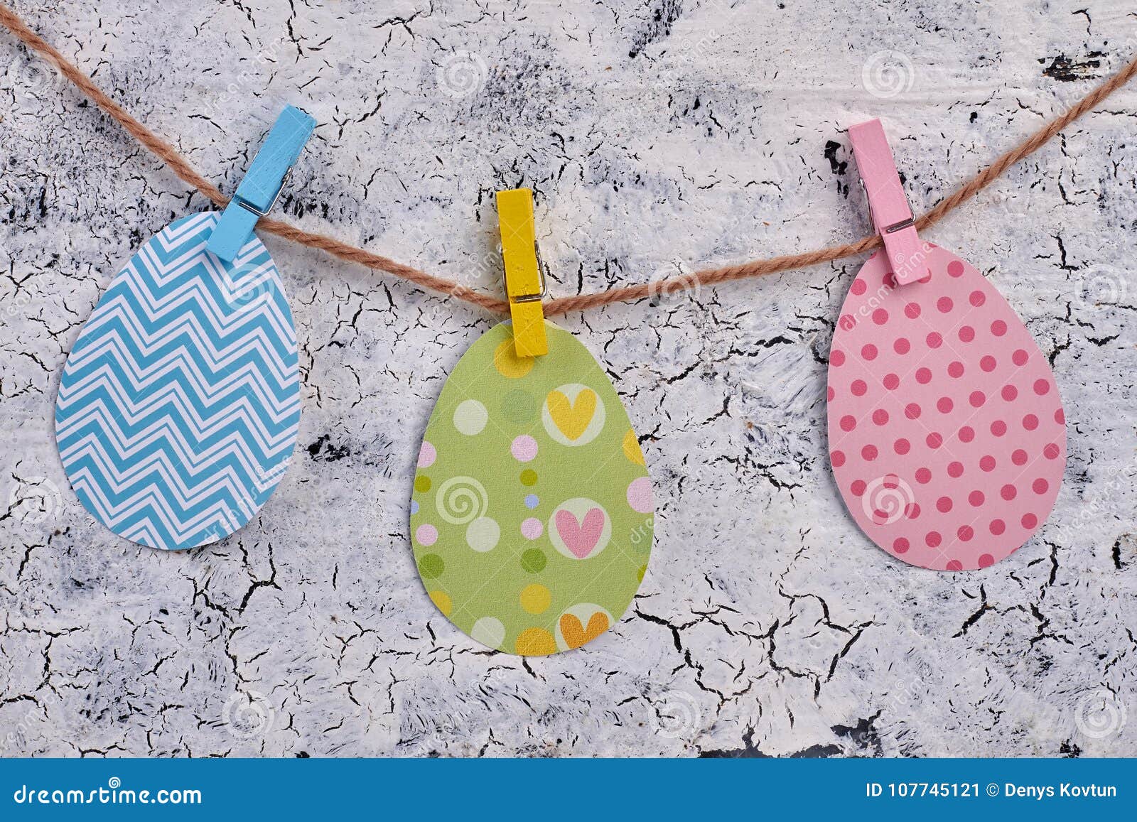 Papercut Patterned Eggs on Rope. Stock Image - Image of home, faith ...