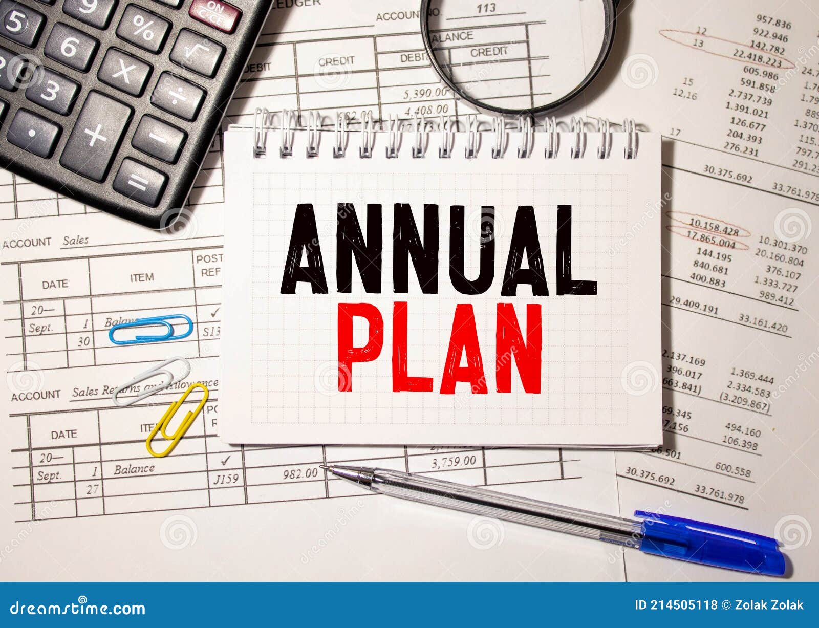 Papers with Text, ANNUAL PLAN on Table, Business Concept Stock Photo ...