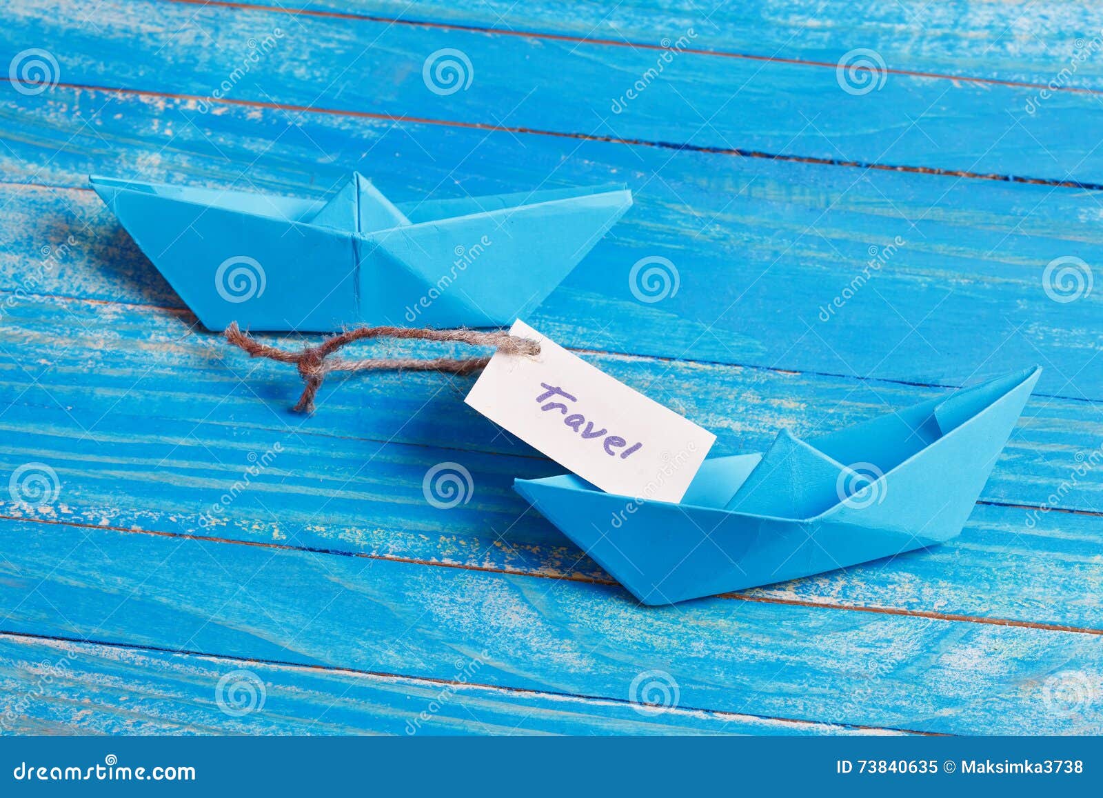 Papierboot Mit Einer Zeichen Reise - Reisekonzept Stockbild - Bild von ...