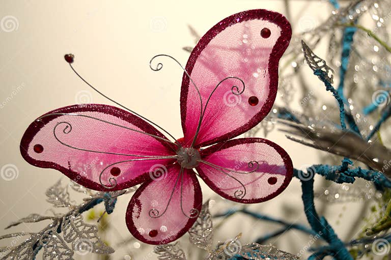 Papillon rose image stock. Image du cadre, métamorphose - 47490889