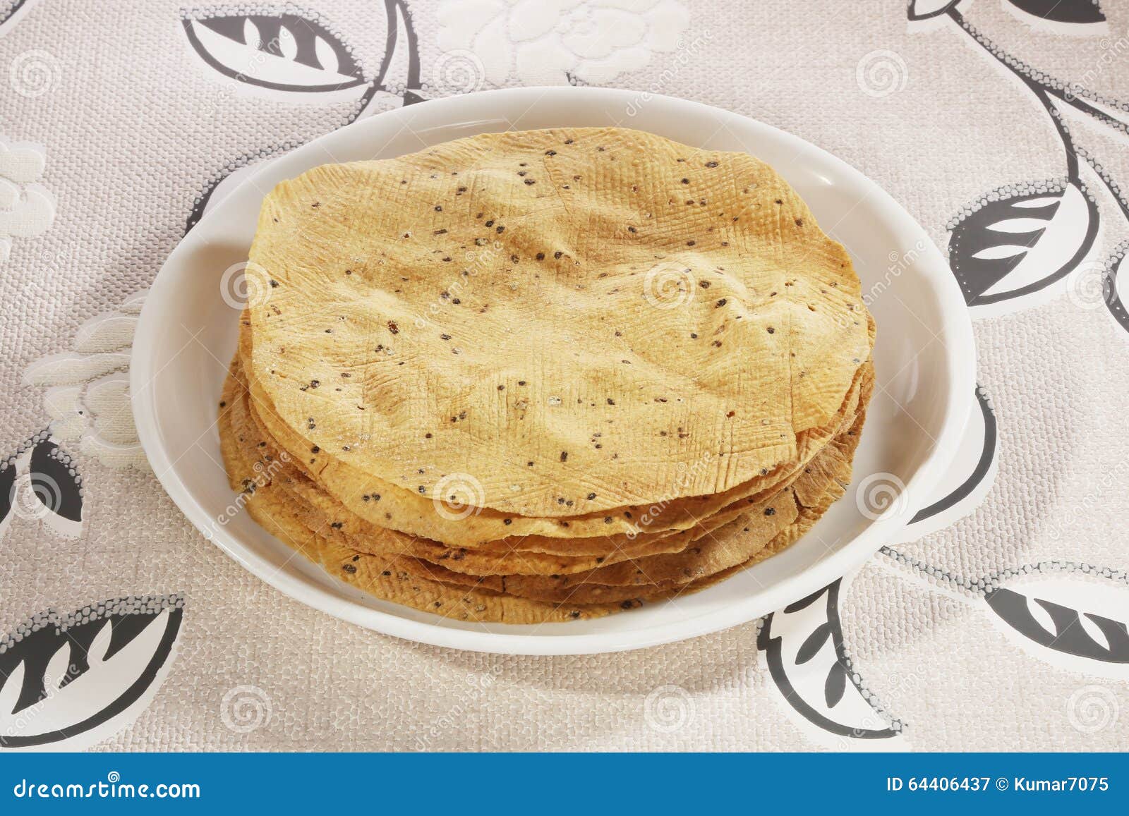 Pappadams, Indian Desi Snack Stock Image - Image of vegetarian ...