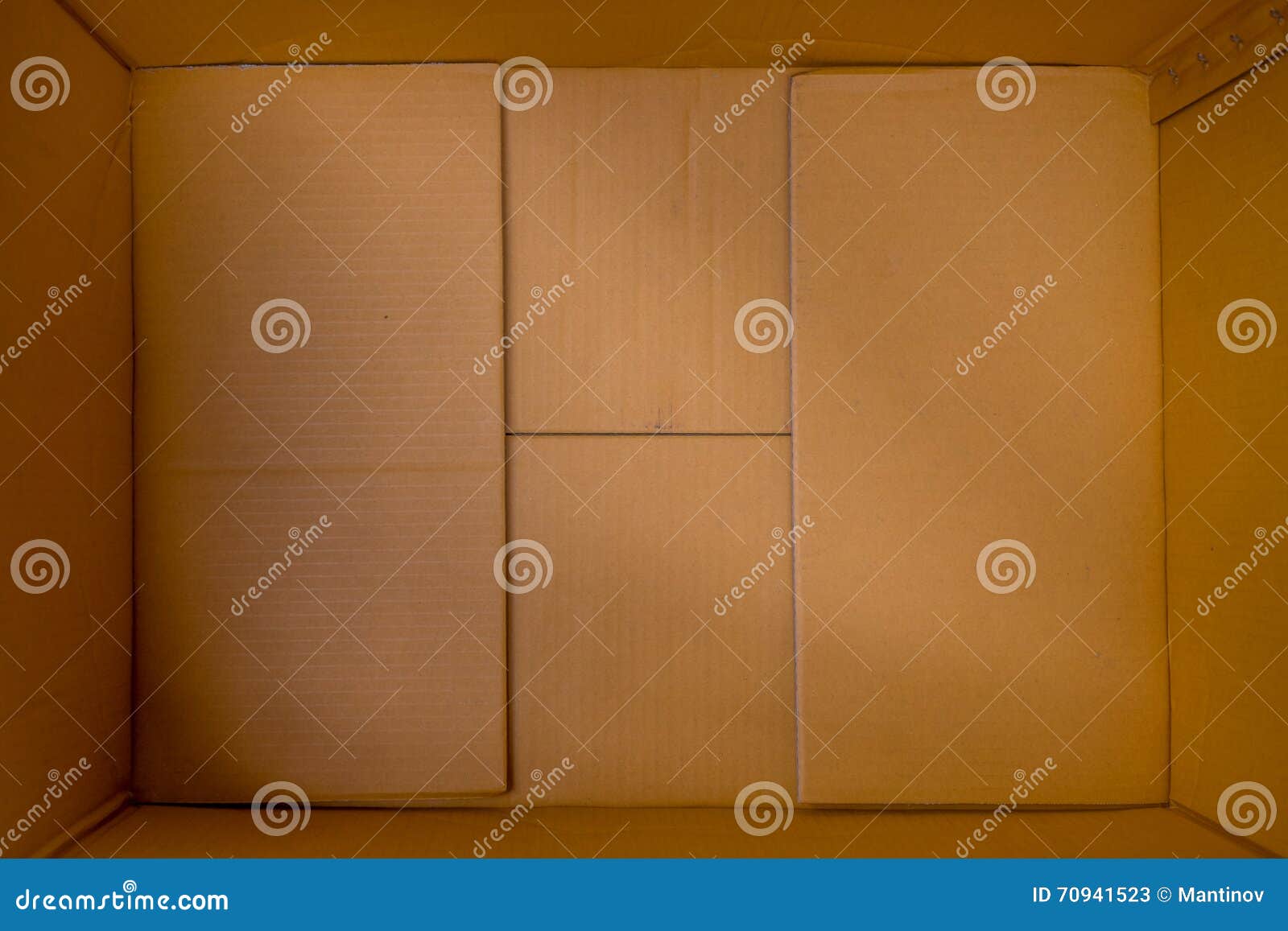 Pappkarton als Hintergrund stockbild. Bild von verpacken - 70941523