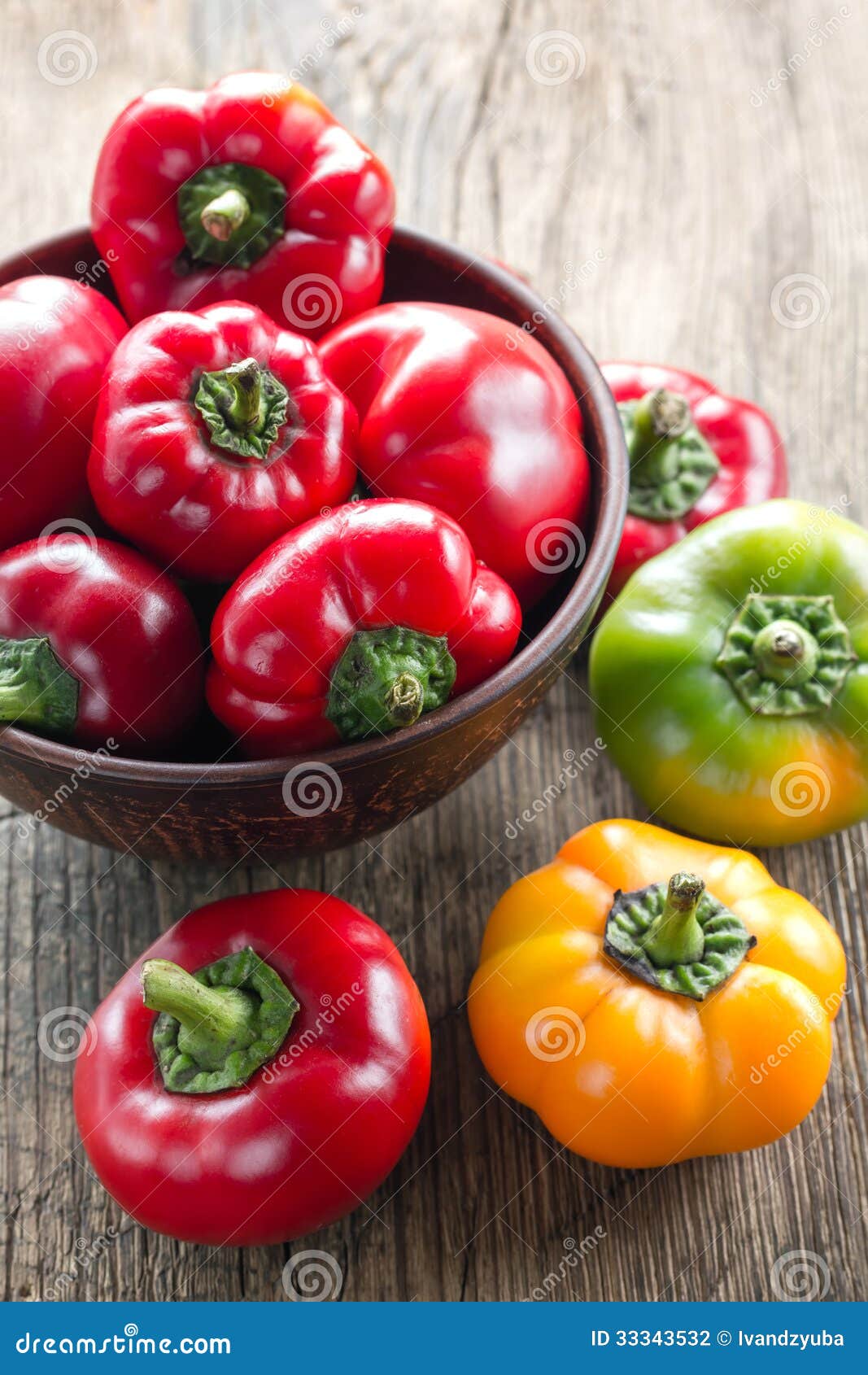 Paprika foto de archivo. Imagen de alarma, color, grupo - 33343532