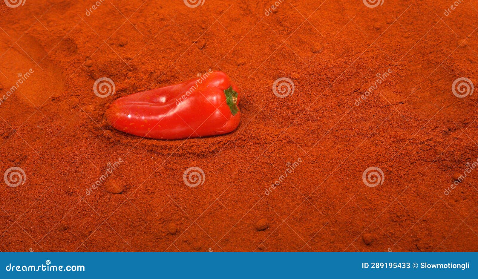 Paprika, Capsicum Annuum, Powder Falling Stock Image - Image of ...