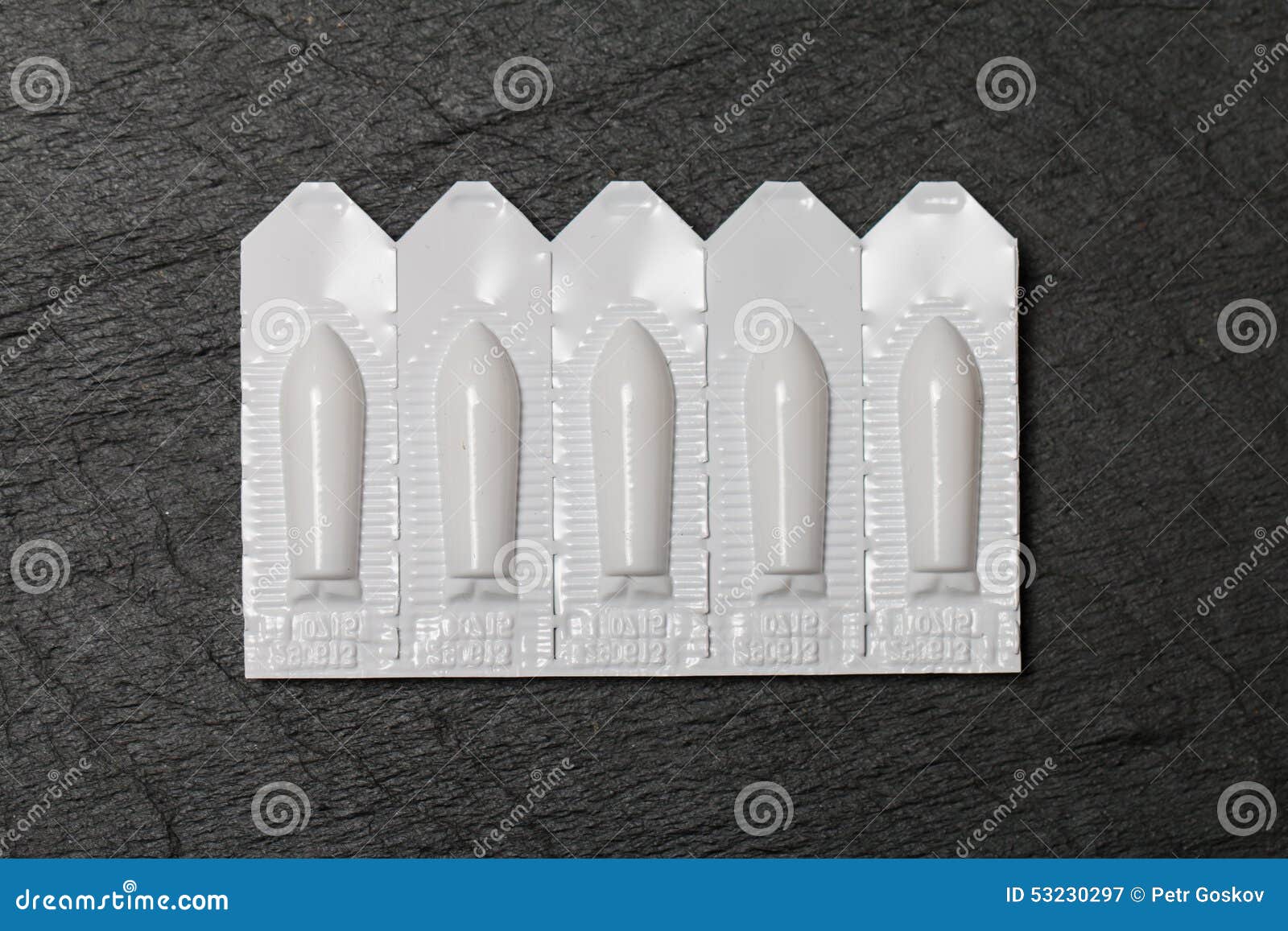 Paquet de suppositoire image stock. Image du glycol, suppositoires ...