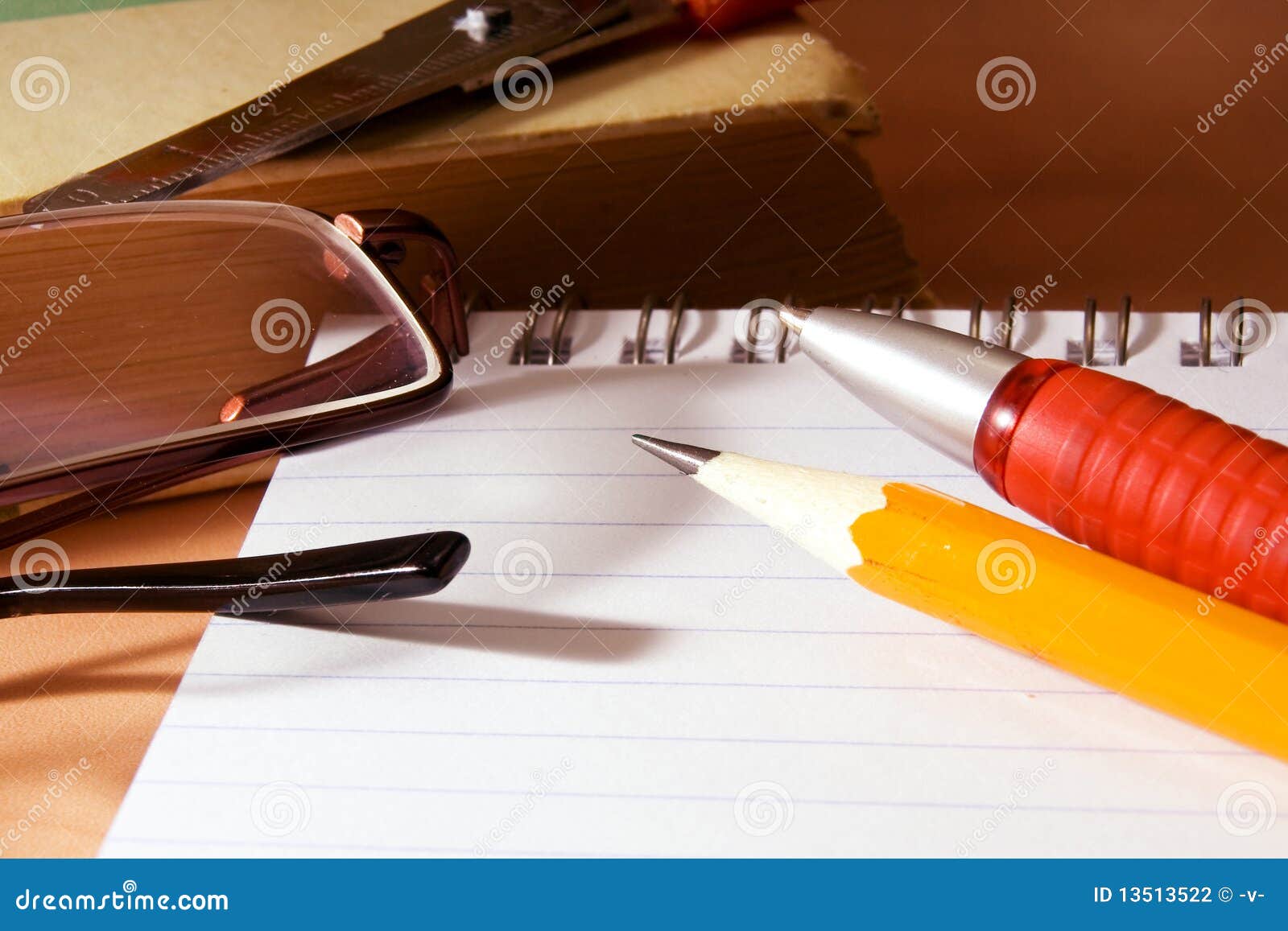 Para anotar foto de archivo. Imagen de pluma, corporativo - 13513522