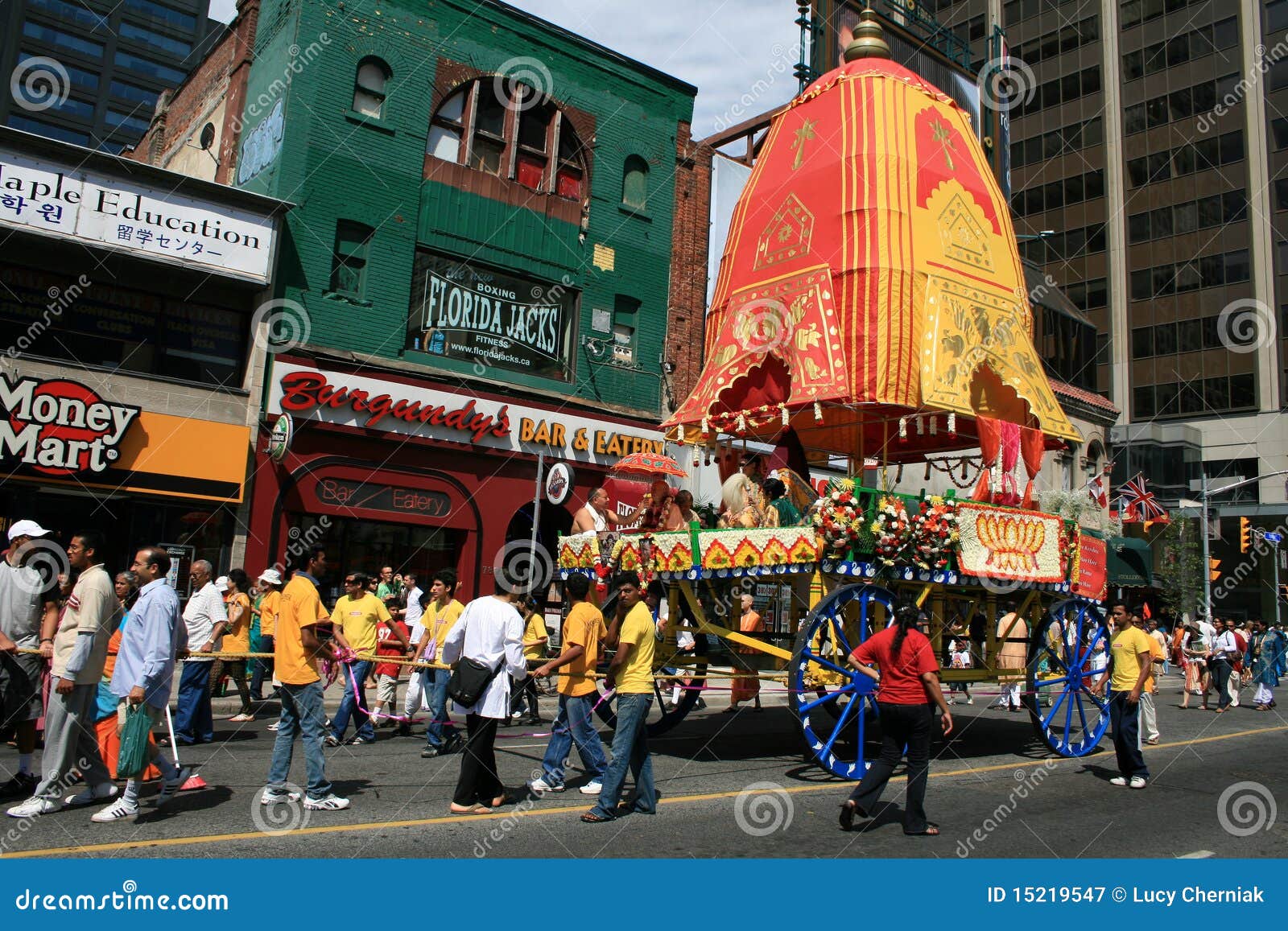 Parade of India in Toronto editorial photography. Image of cart - 15219547