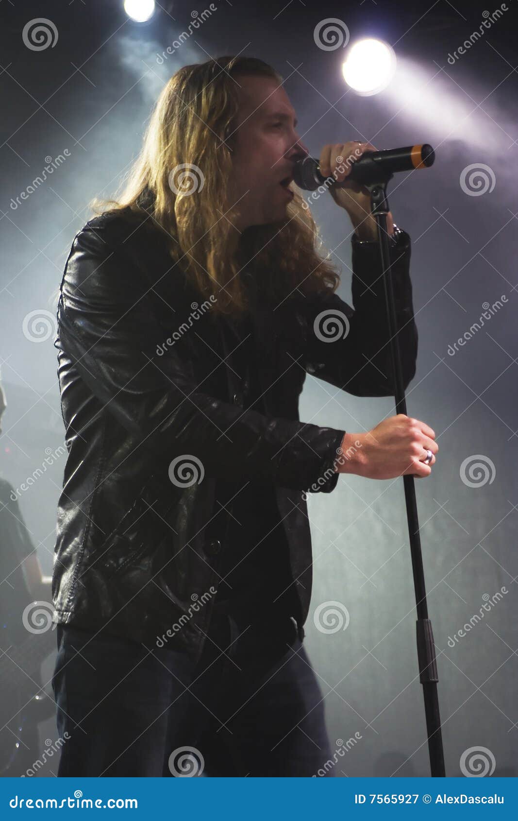 Paradise Lost, Nick Holmes editorial photography. Image of sing - 7565927