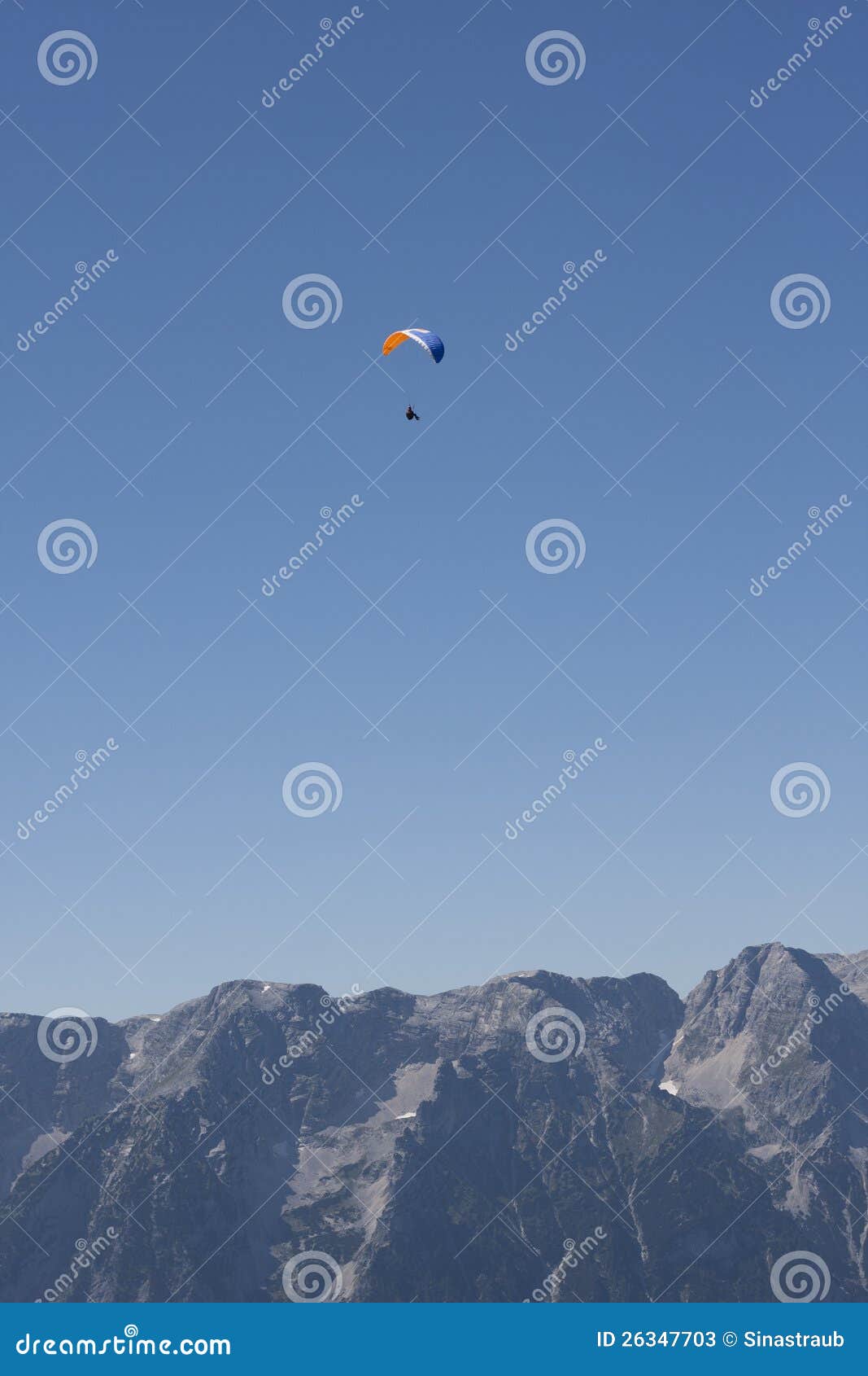 Paragliding in the Austrian Alps Stock Image - Image of alps ...
