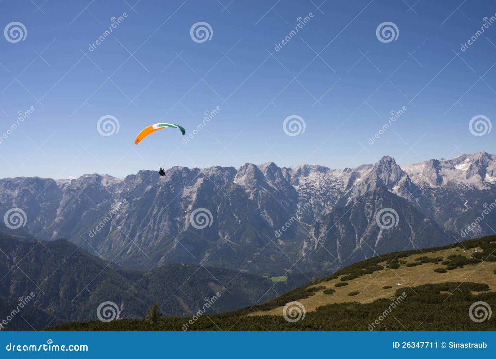Paragliding in the Austrian Alps Stock Image - Image of mountain, blue ...