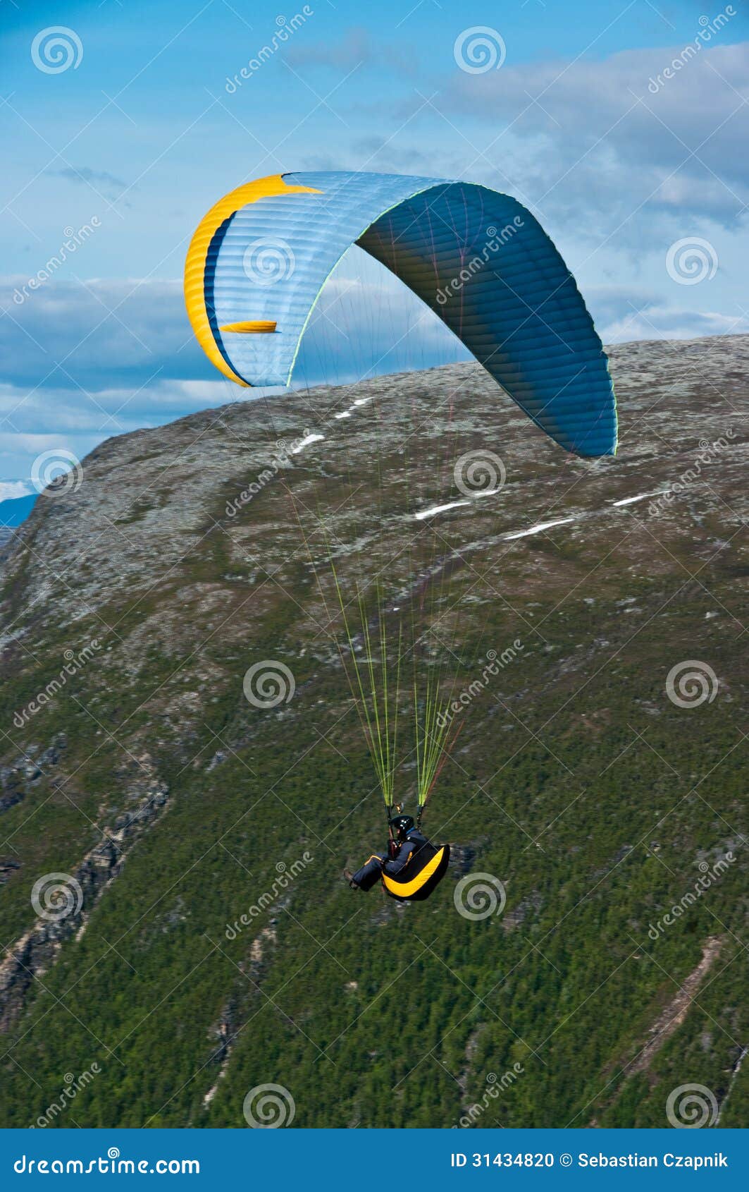 Paragliding in mountains stock photo. Image of landscape - 31434820