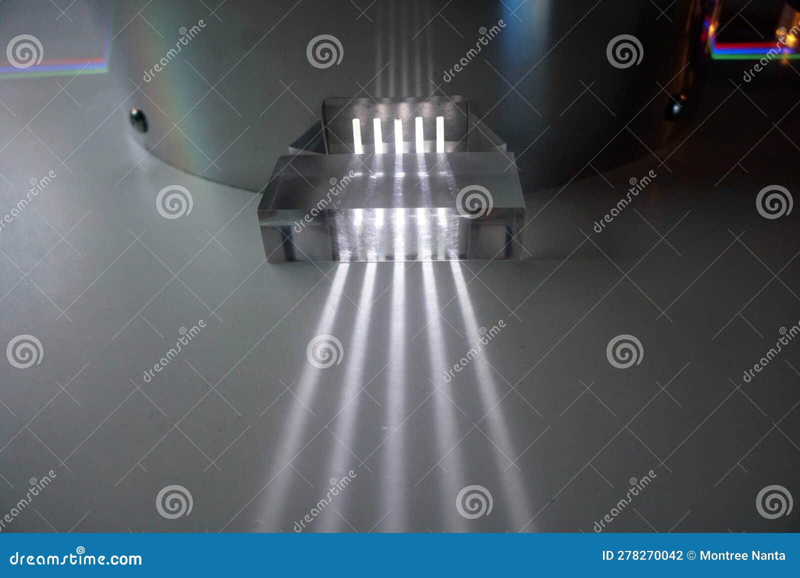 Parallel Light Refracted through a Rectangular Transparent Plastic Rod ...