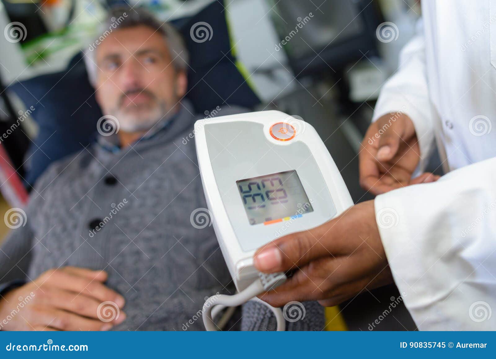 Paramedic Reading Heart Rate Patient Stock Image - Image of diagnostic ...
