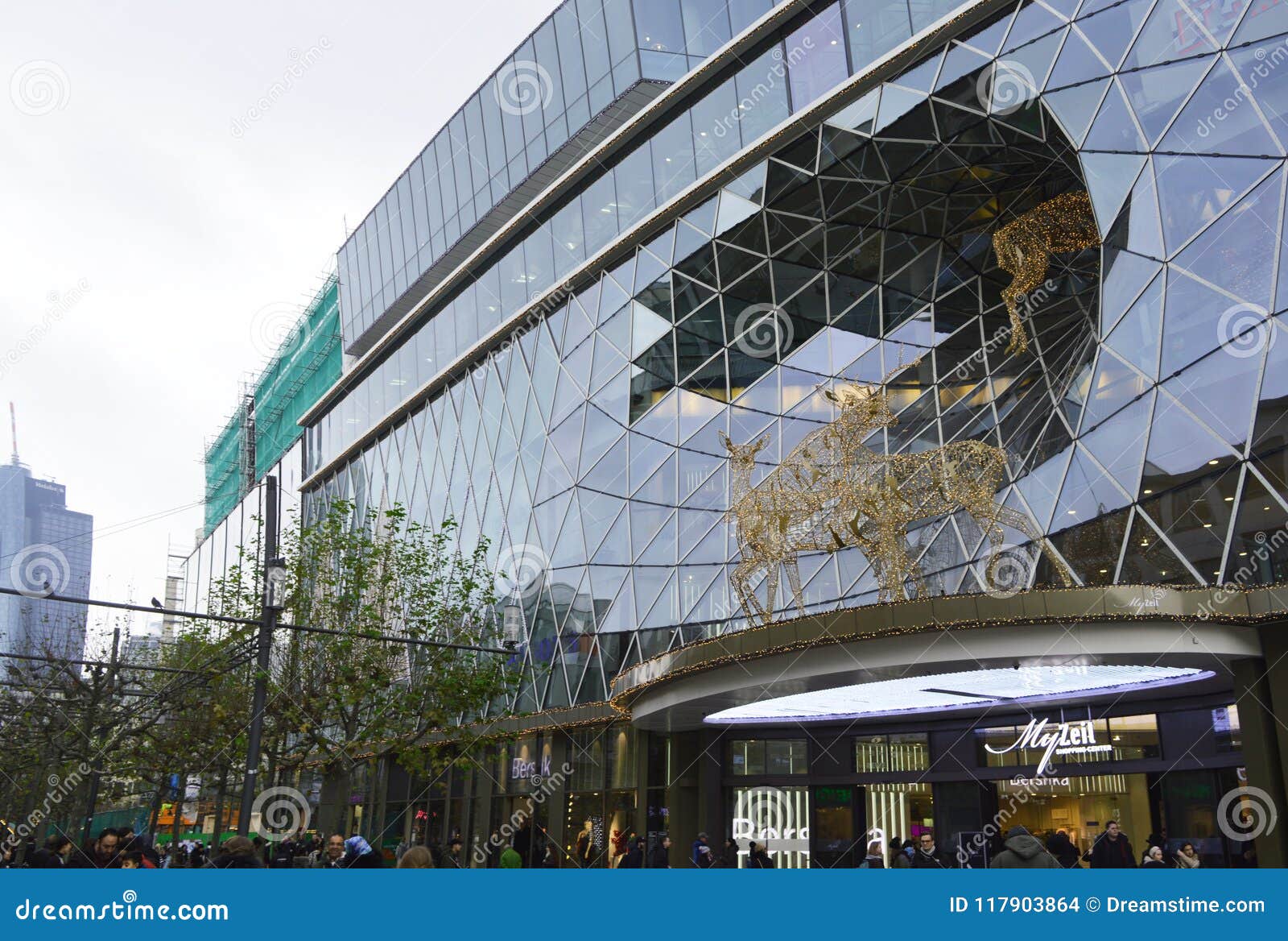 Parametric Glass in Architecture Editorial Stock Image - Image of home ...