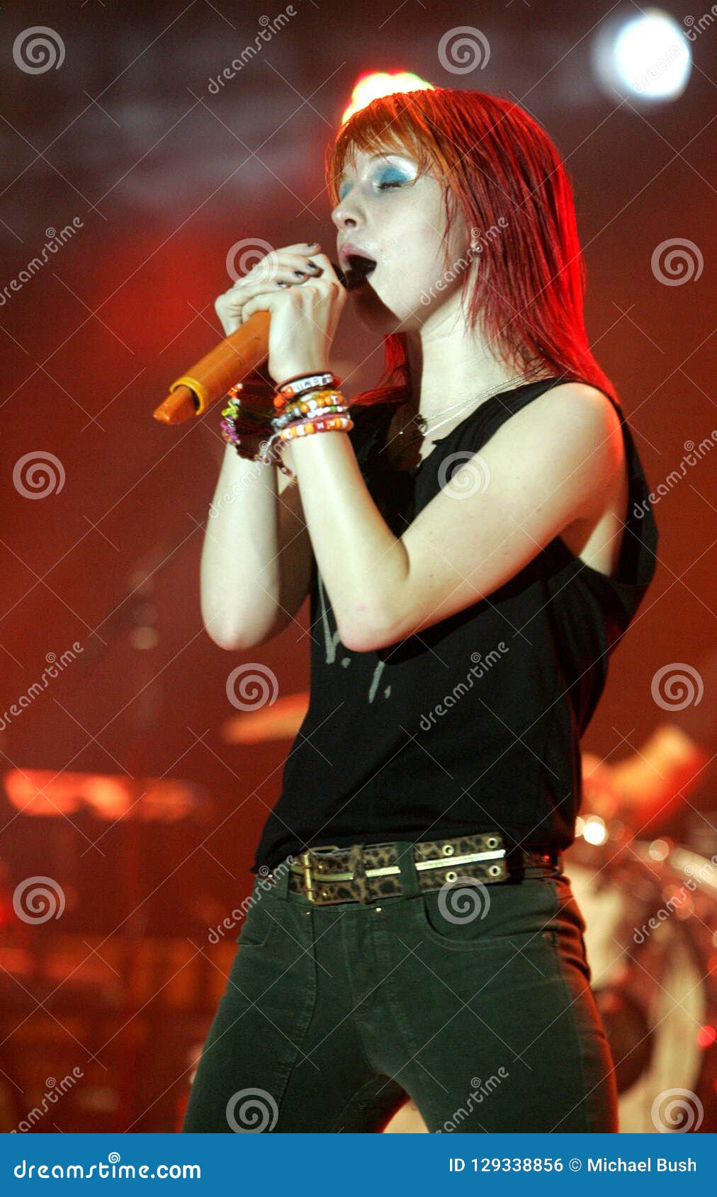 Paramore Performs in Concert Editorial Photo - Image of singer ...