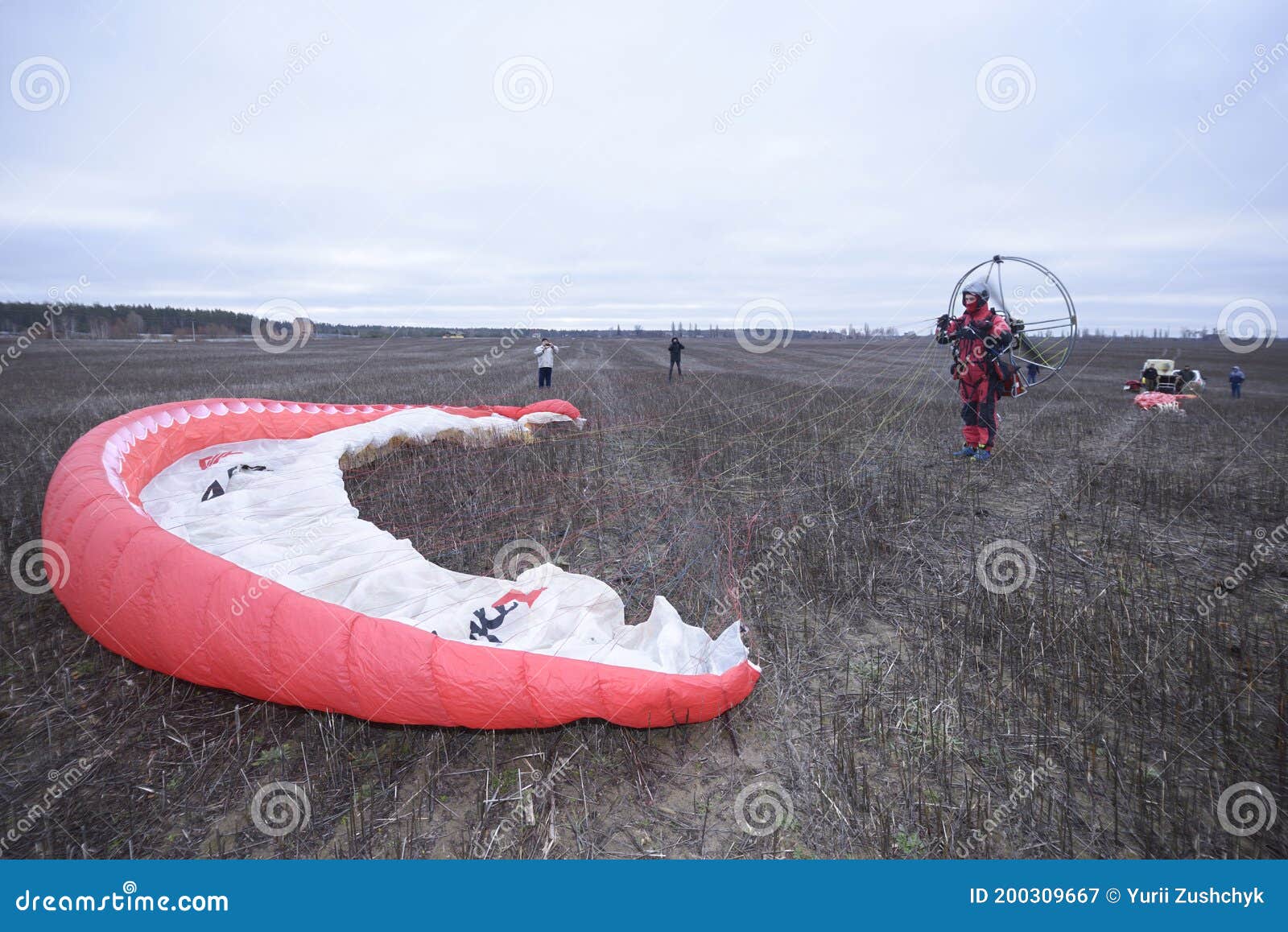 Paramotoring. Paramotorist Checking Rigging for Start To Fly Editorial ...