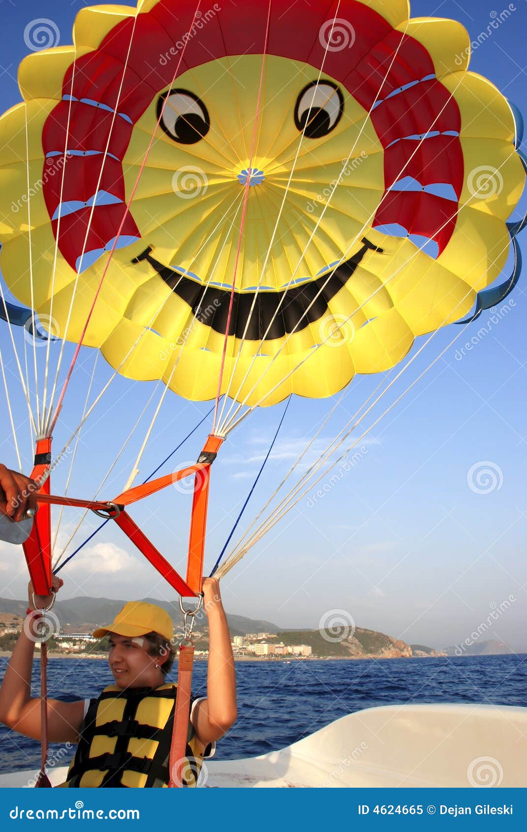 Parasailing Picture. Image: 4624665