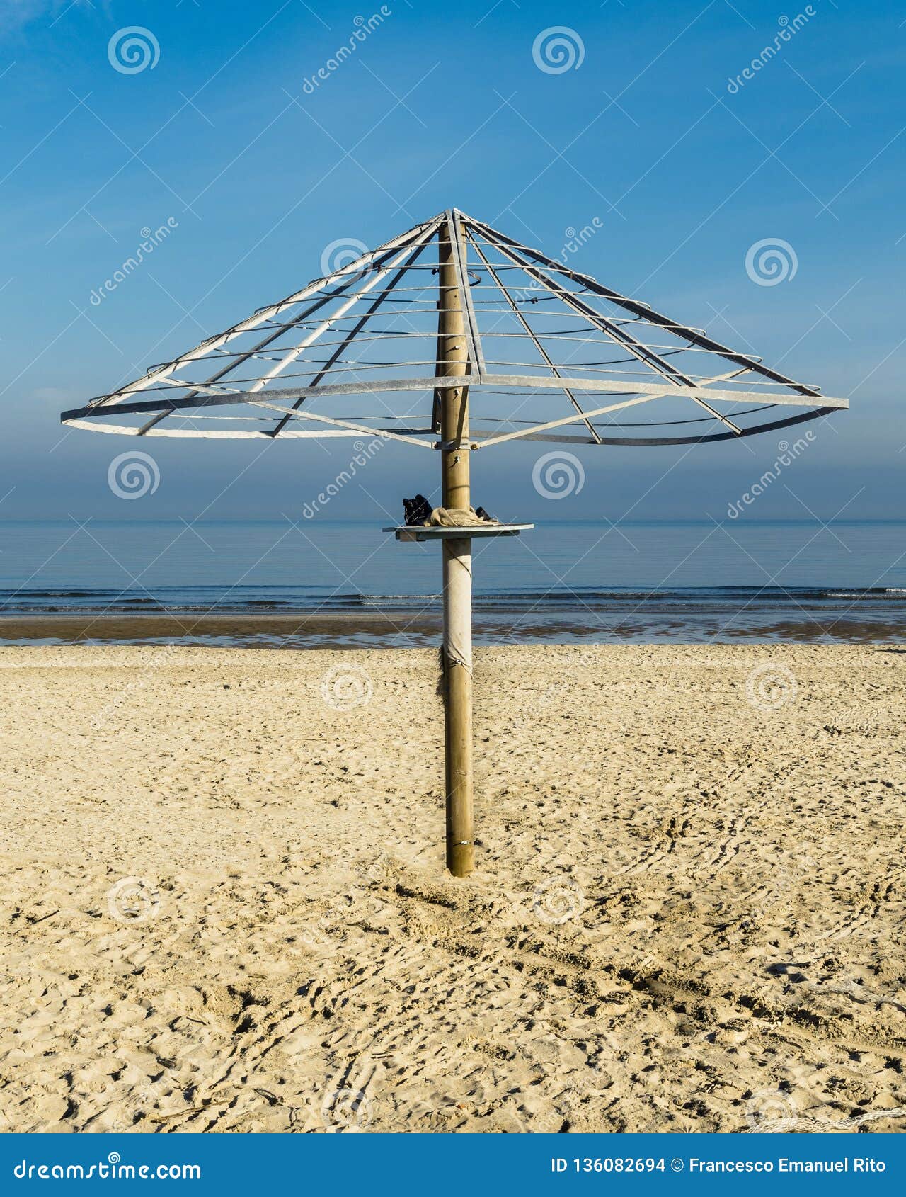 Parasol during the Winter on the Beach Stock Photo - Image of blue ...