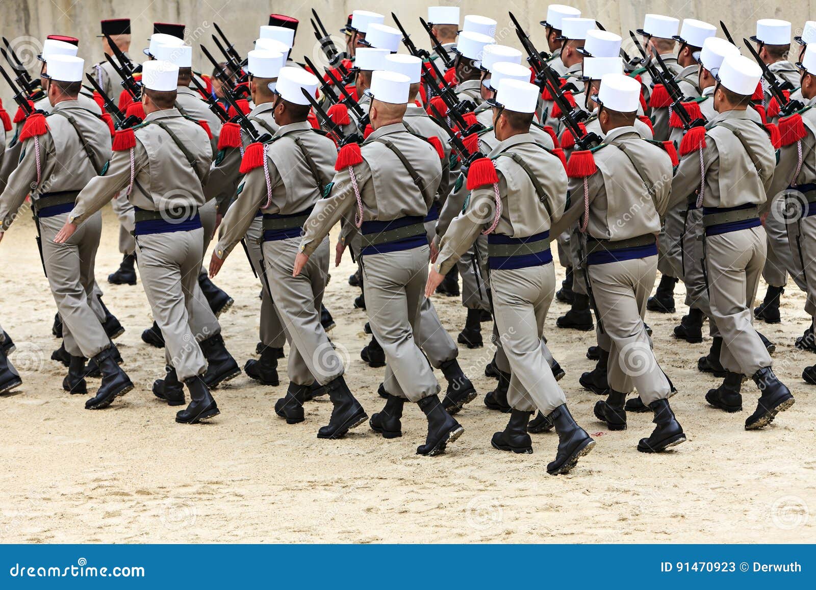 Parata Dei Soldati Francesi Fotografia Stock Editoriale - Immagine di ...
