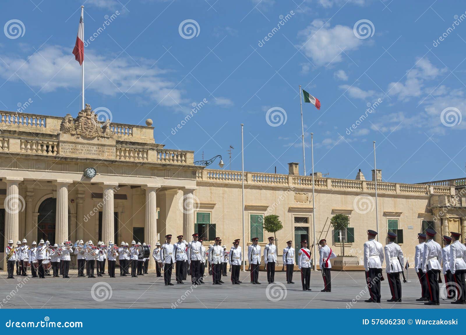 Parata militare immagine editoriale. Immagine di quadrato - 57606230