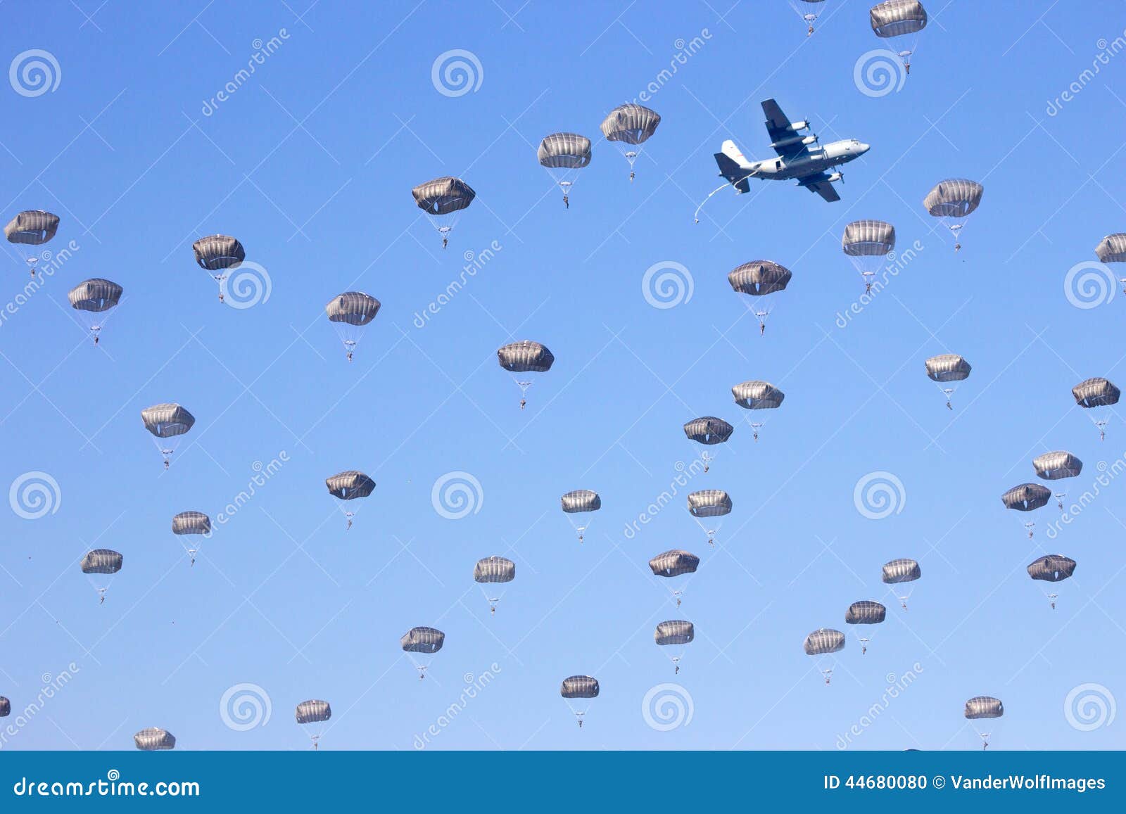 Paratroopers stock photo. Image of aerial, operation - 44680080
