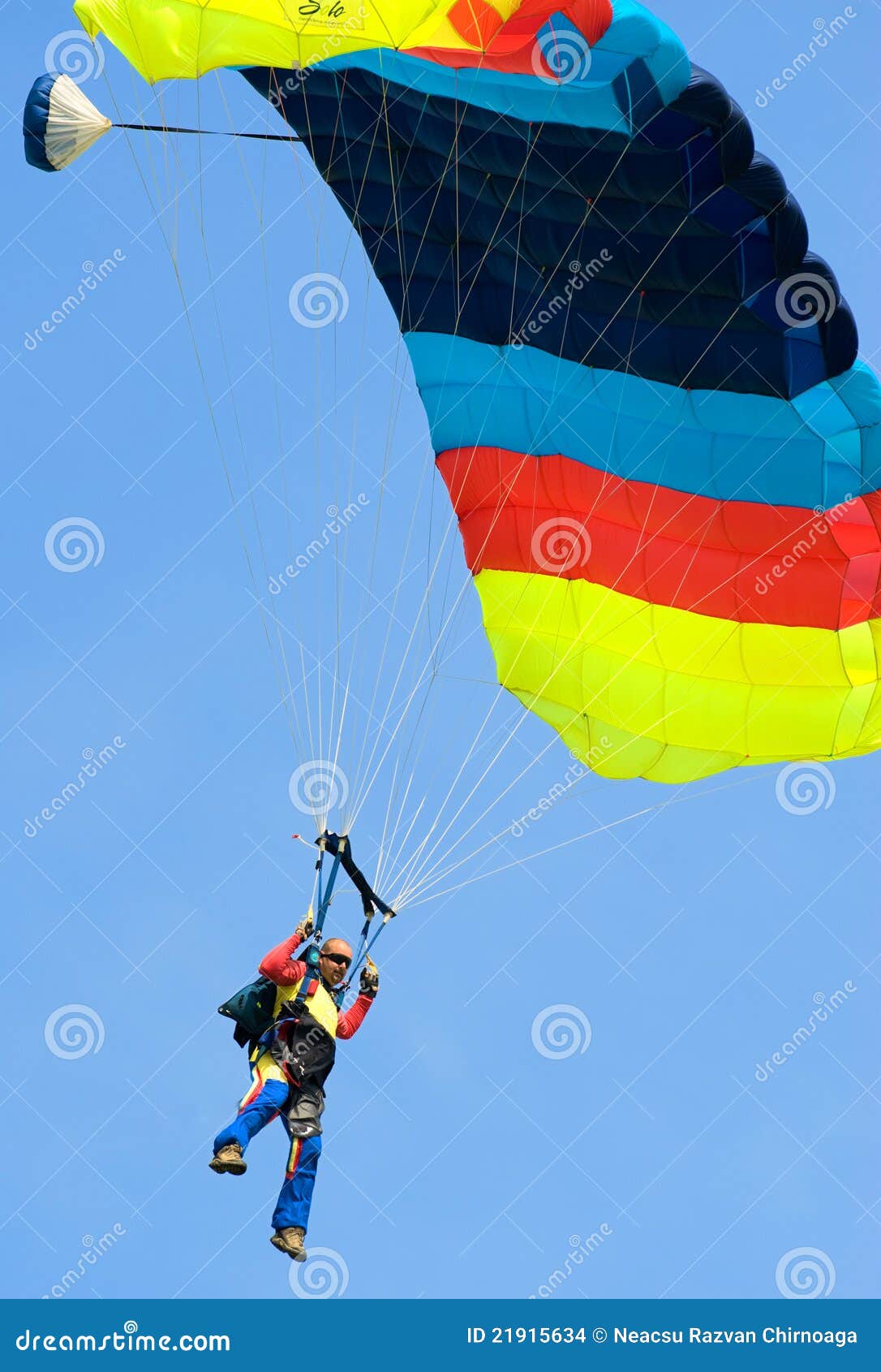 Paratroopers from National Skydiving Club Editorial Stock Image - Image ...
