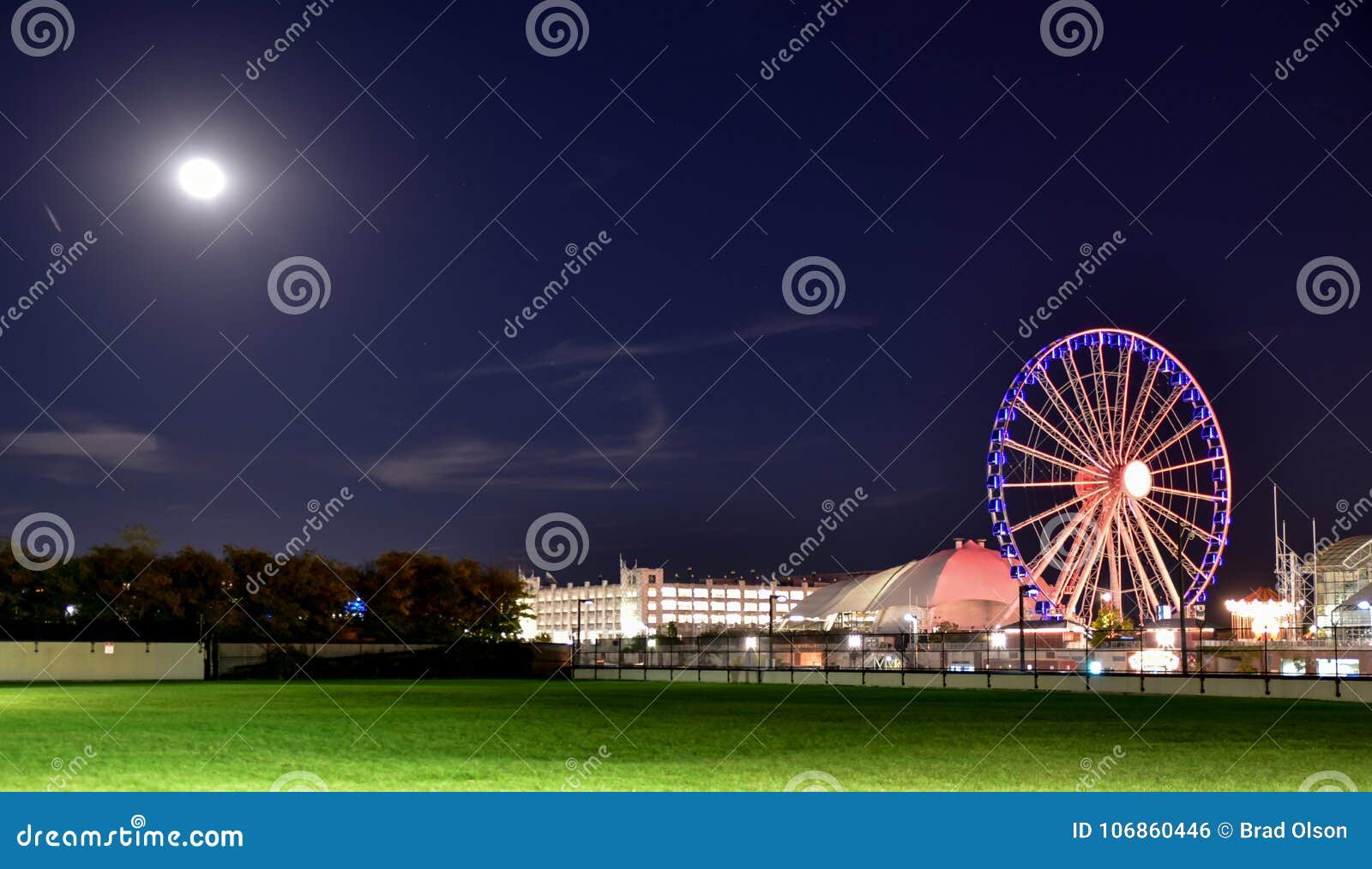 Parc D'attractions De Grande Roue La Nuit Photo stock - Image du ...