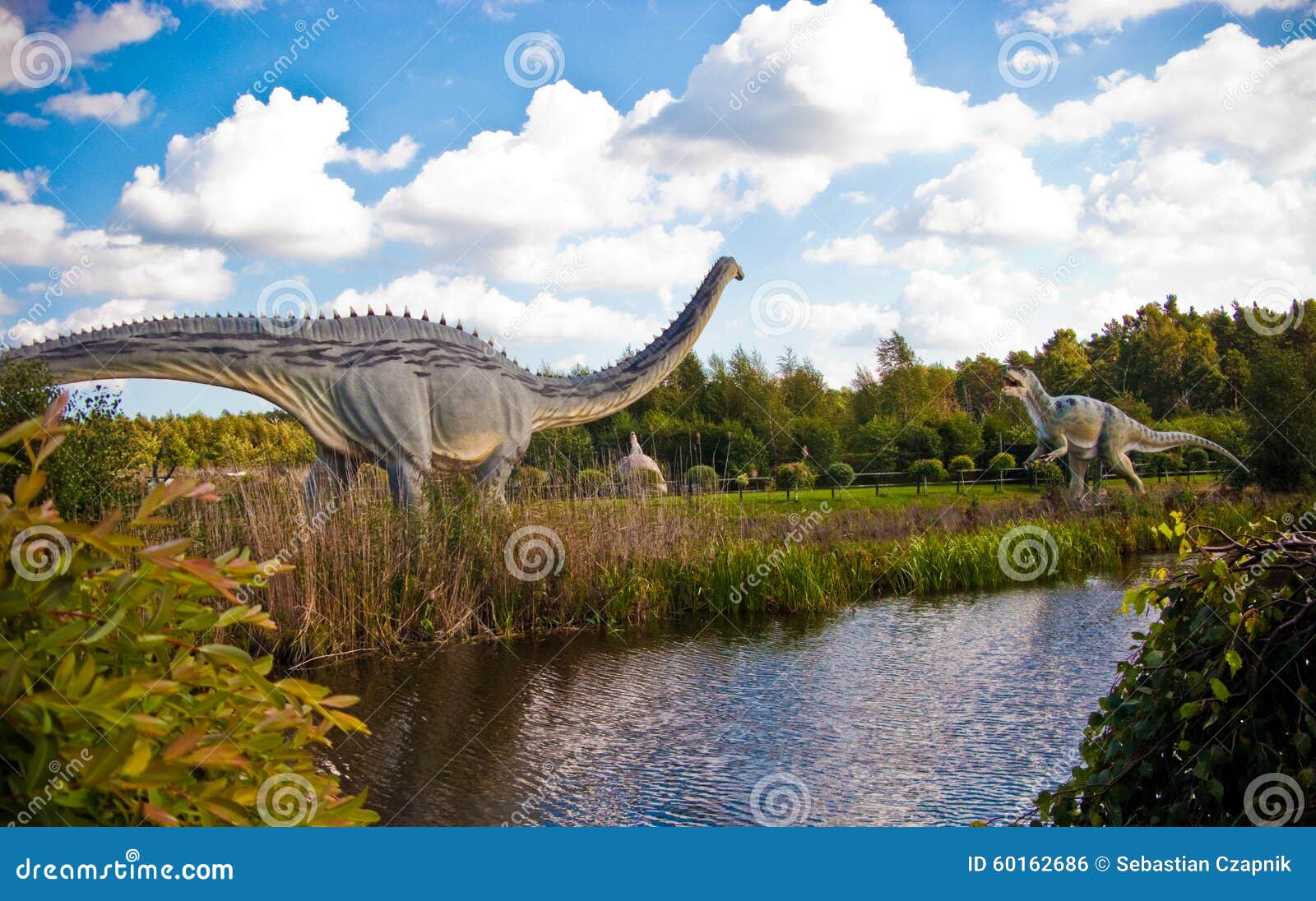 Parc De Dinosaures Dans Leba Pologne Photo éditorial - Image du ...